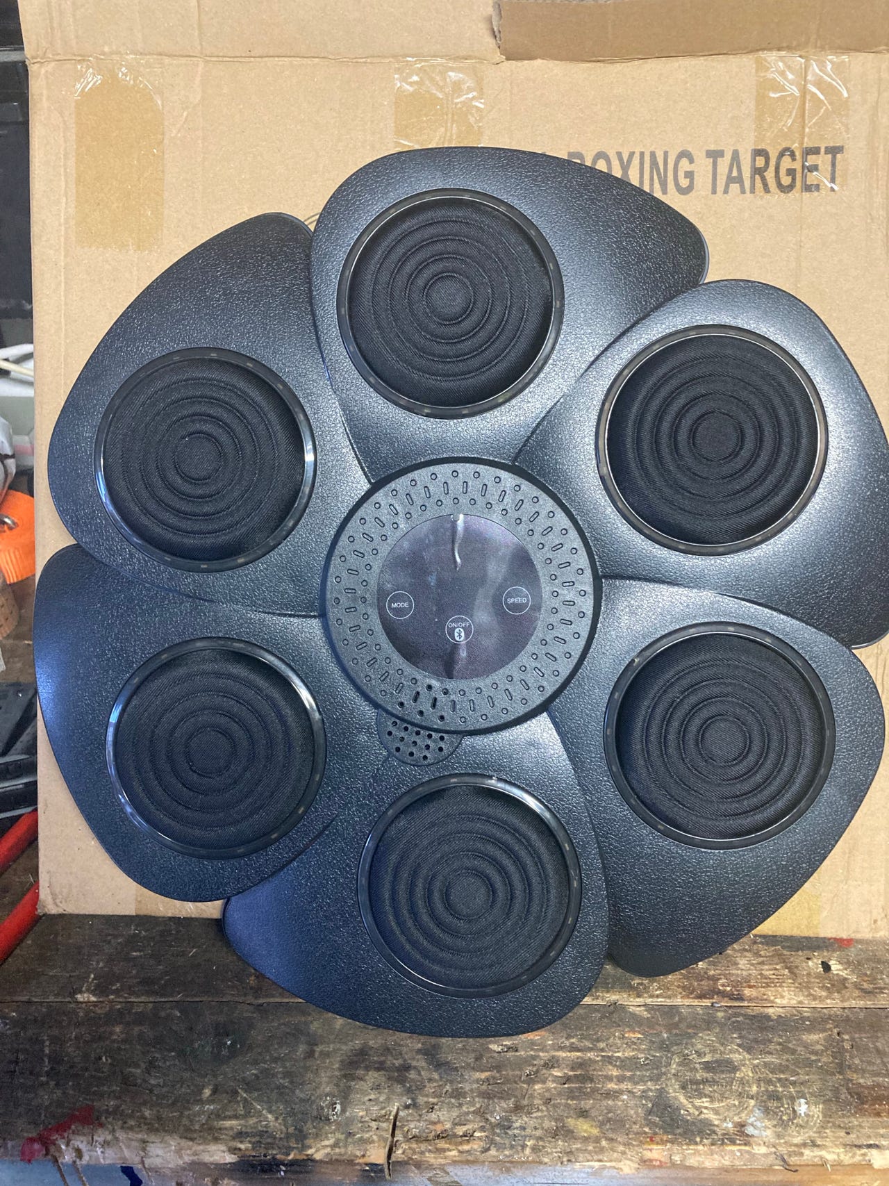 Happy Plugs musikalsk boksetarget | FINN-torget