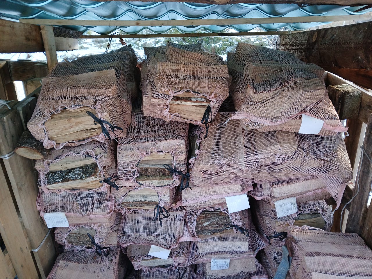 Tørr eikeved 60l sekk | FINN-torget