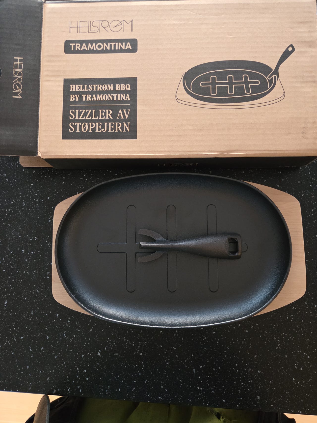 Hillström BBQ Sizzler Stekepanne Støpejern | FINN-torget