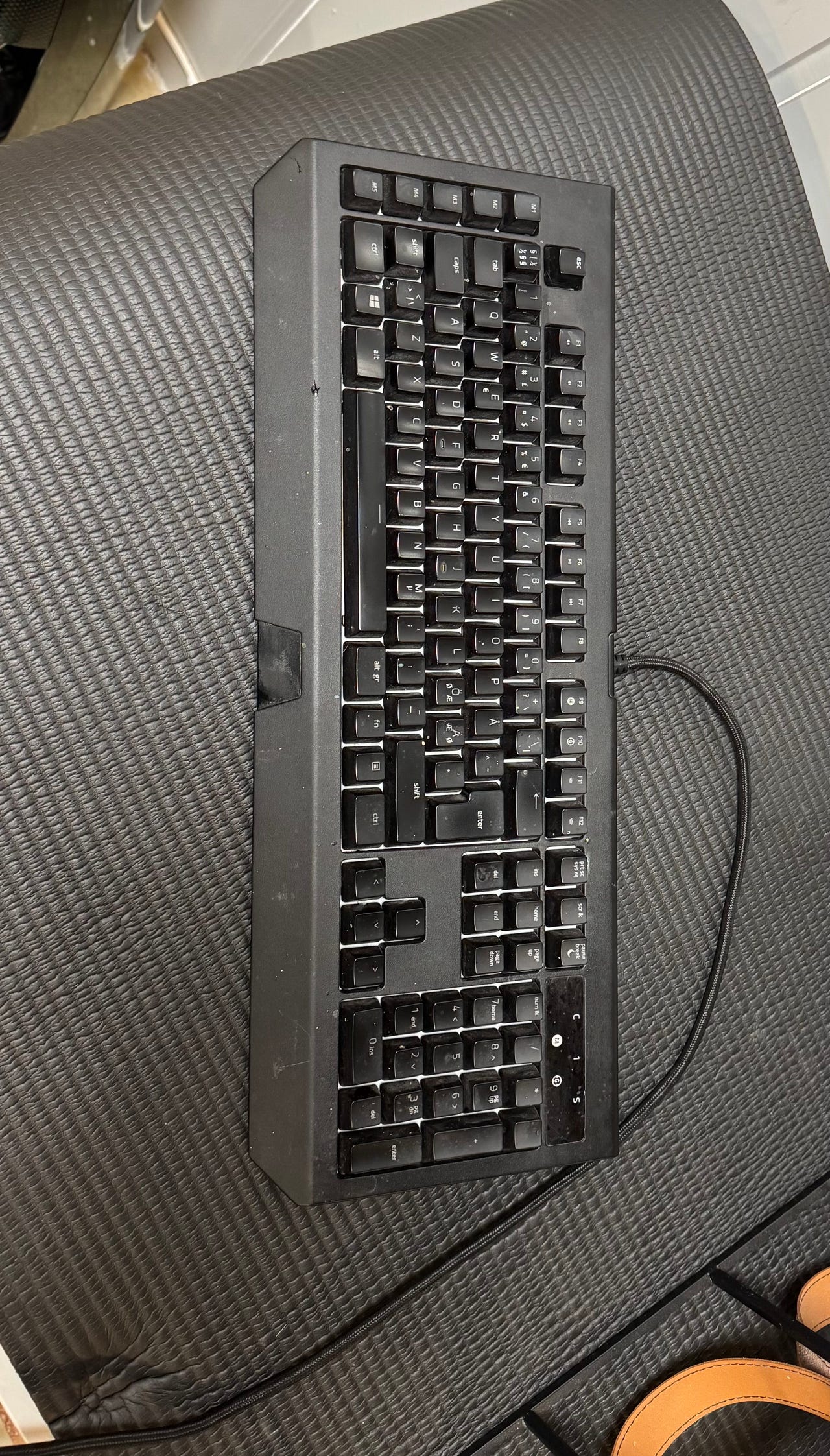 Razer BlackWidow Chroma V2 tastatur tilleggsutstyr | FINN-torget