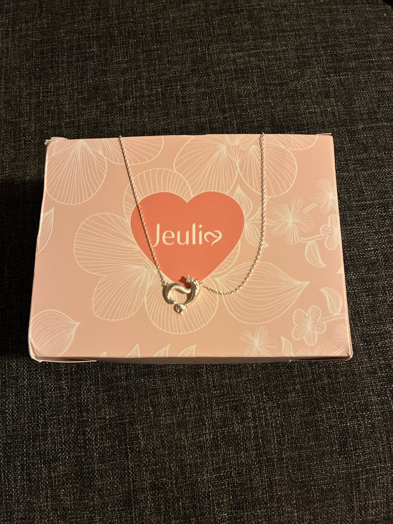 Helt nytt smykke fra jeulia | FINN-torget