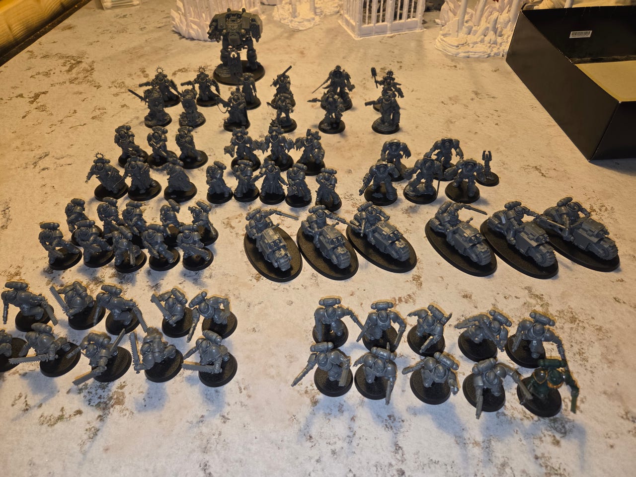 Warhammer 40k Space Marine samling | FINN-torget