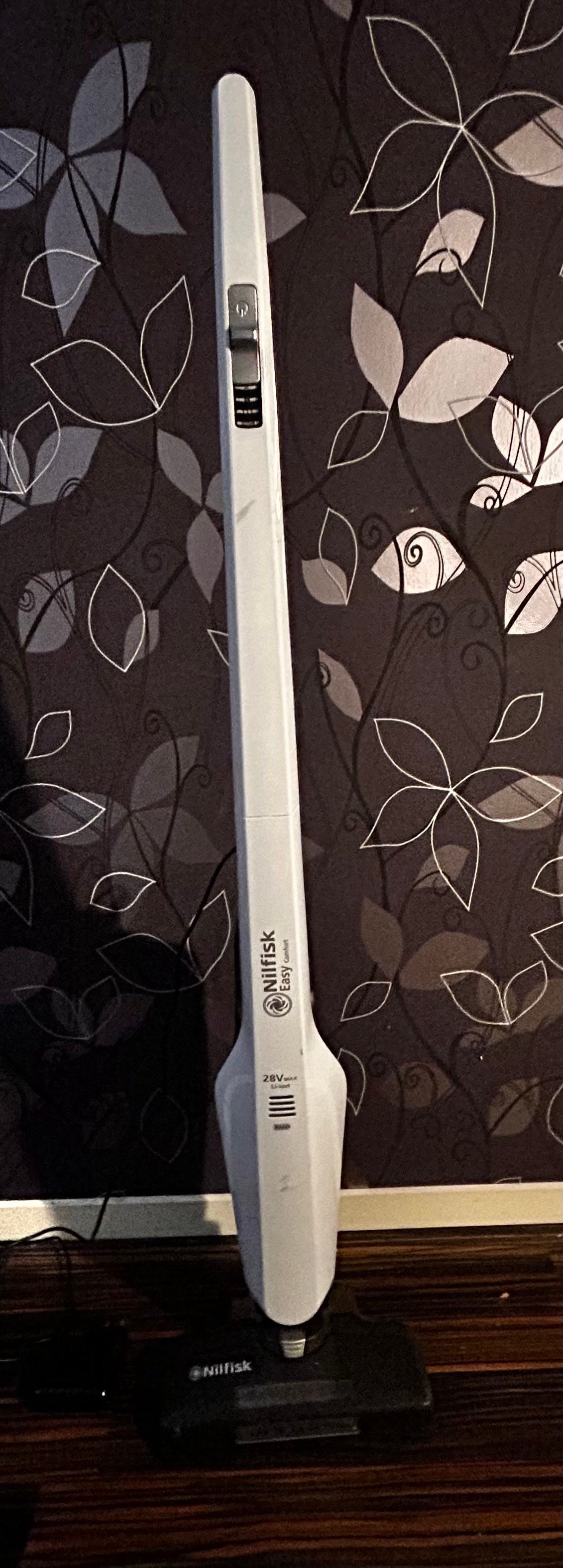 Nilfisk Easy Comfort Støvsuger 28V Li-ion | FINN-torget