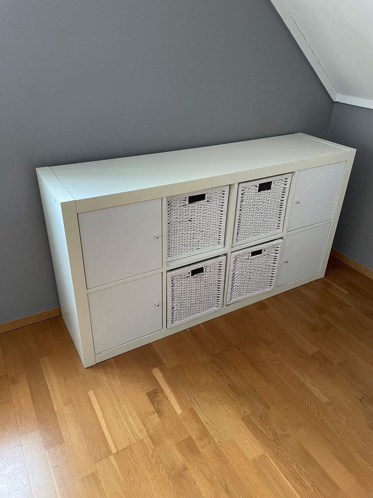 IKEA Oppbevaringsmøbel med kurver hvit | FINN-torget