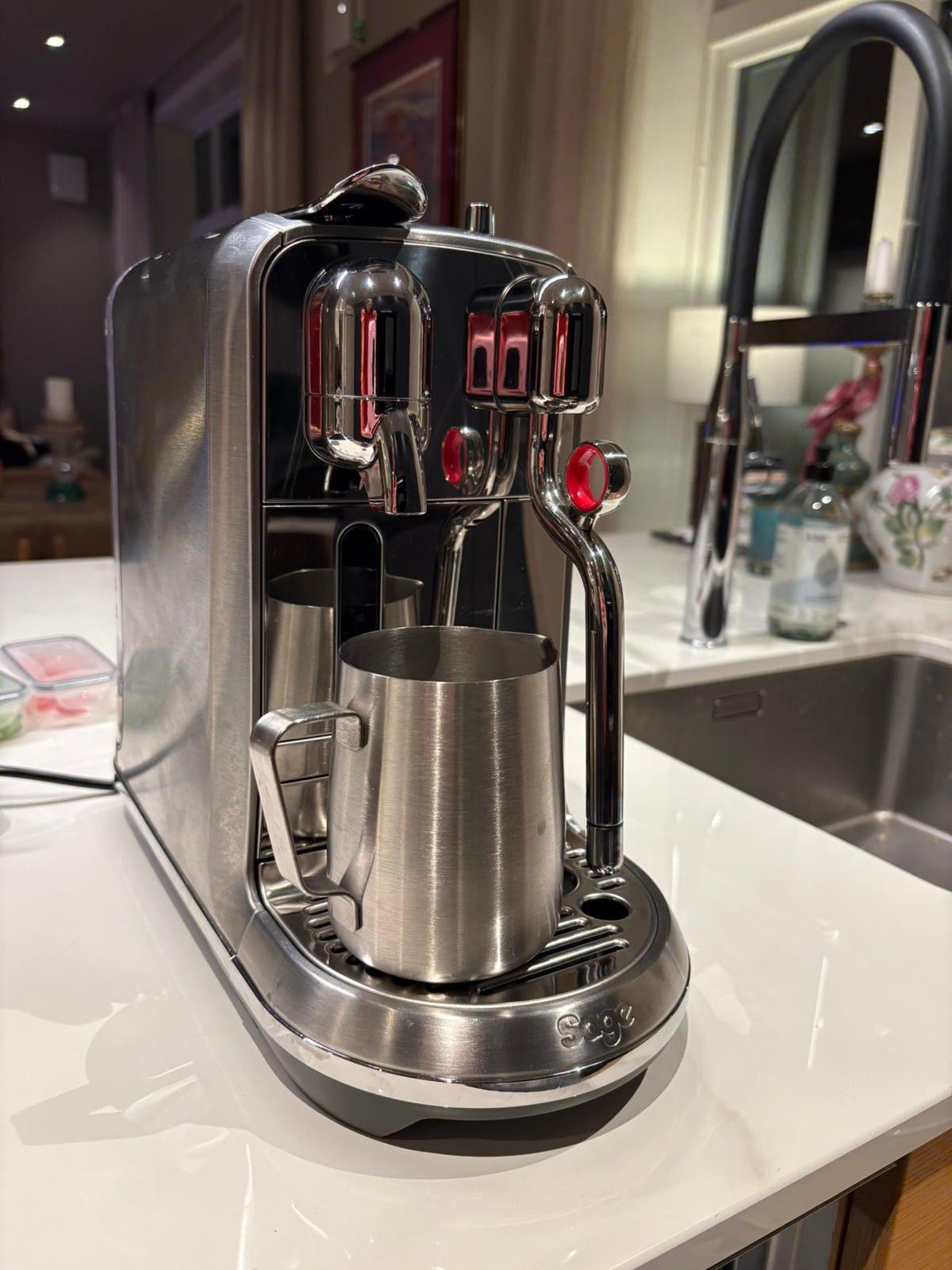 Nespresso Creatista Plus Metal Stainless Steel | FINN-torget