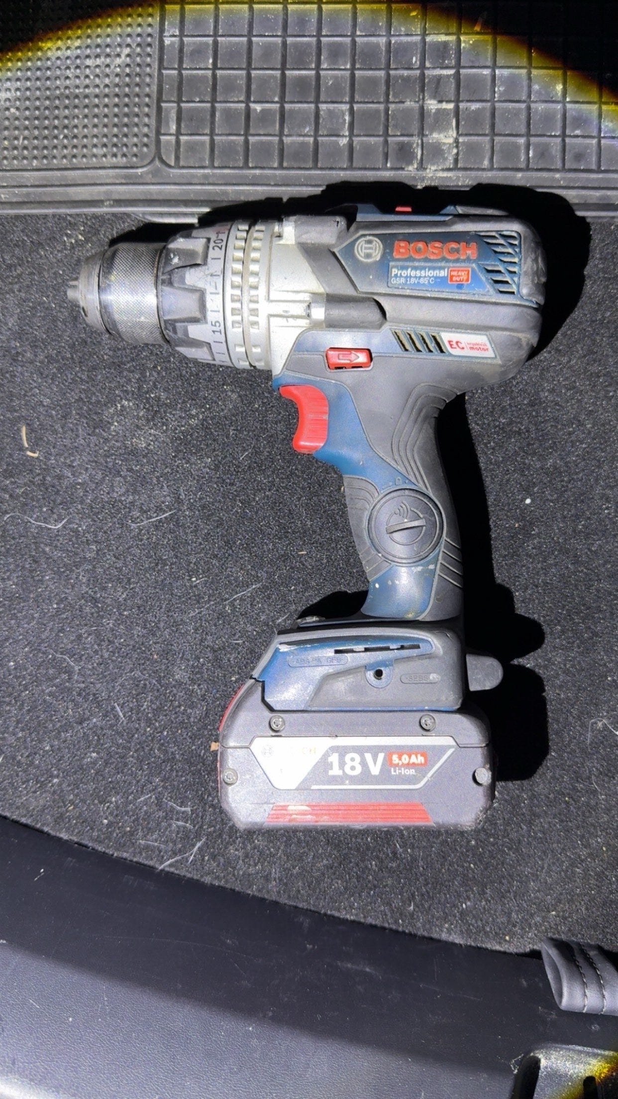 Bosch GSR 18V-85 C – 18V drill (85 Nm) med 5.0Ah batteri | FINN-torget