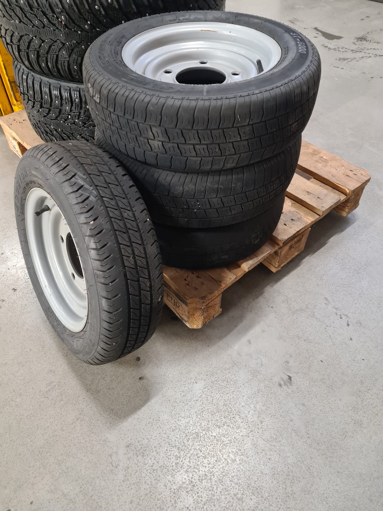 Felger til Ifor Williams tilhenger | FINN-torget