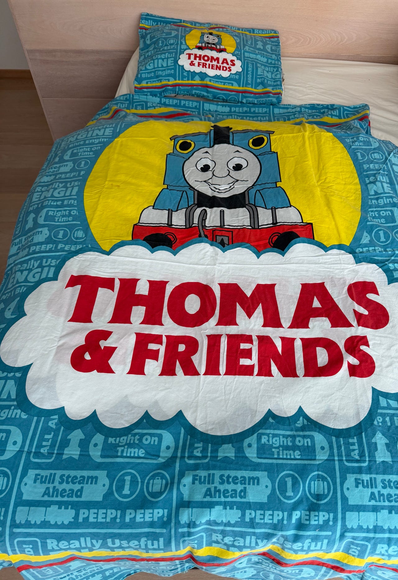 Sengesett med Thomas Toget, 140x200 cm | FINN-torget