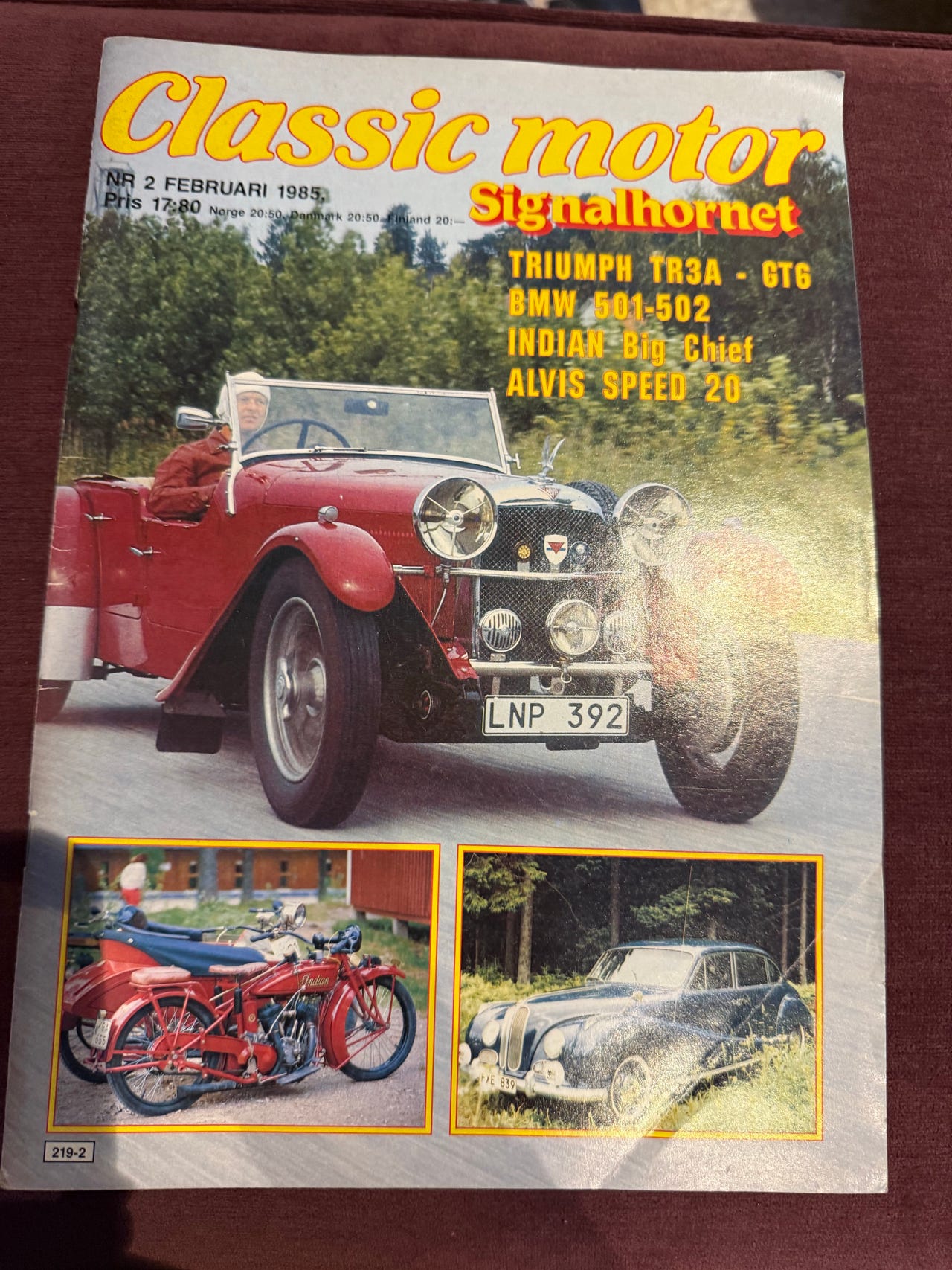 tre utgaver av Classic Motor, nordisk magasin for veteran- og ...