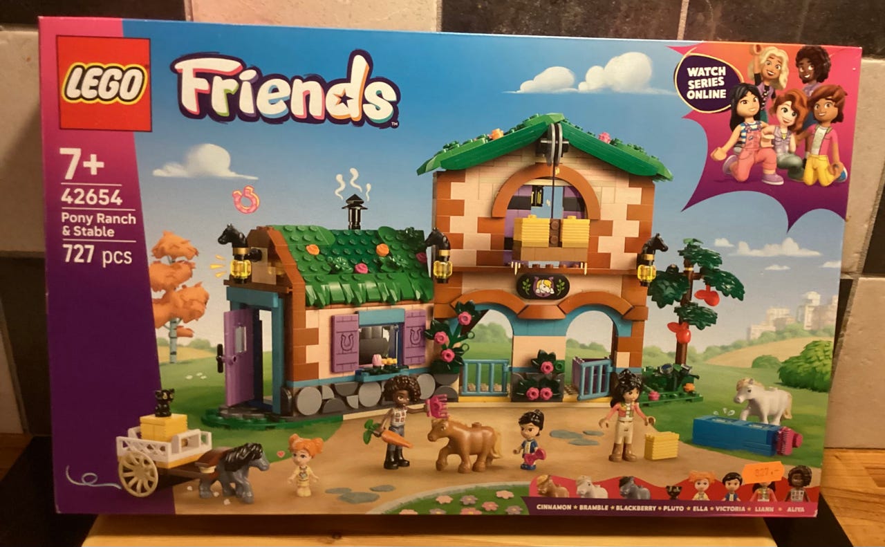 Lego Friends 42654 Pony Ranch & Stable | FINN-torget