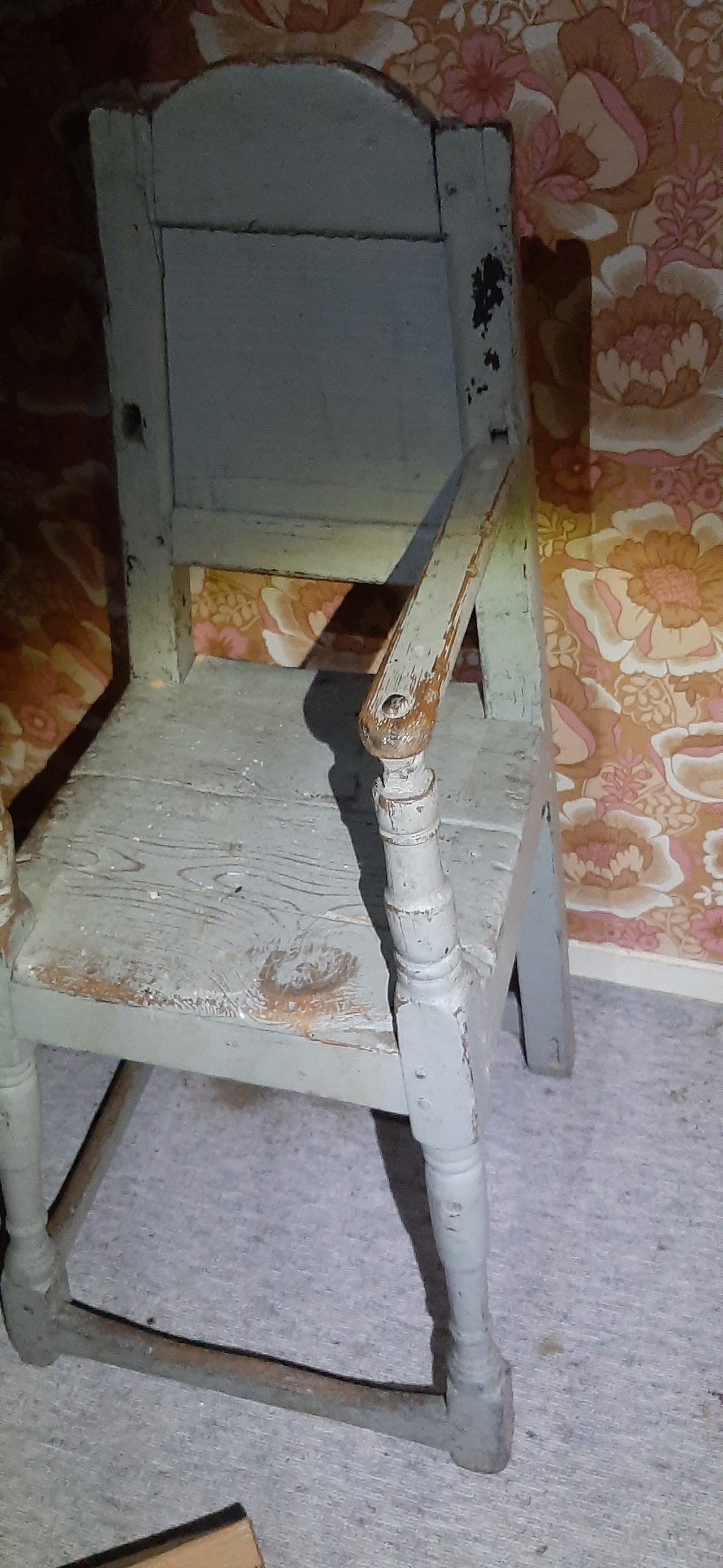 Antikk barnestol | FINN-torget