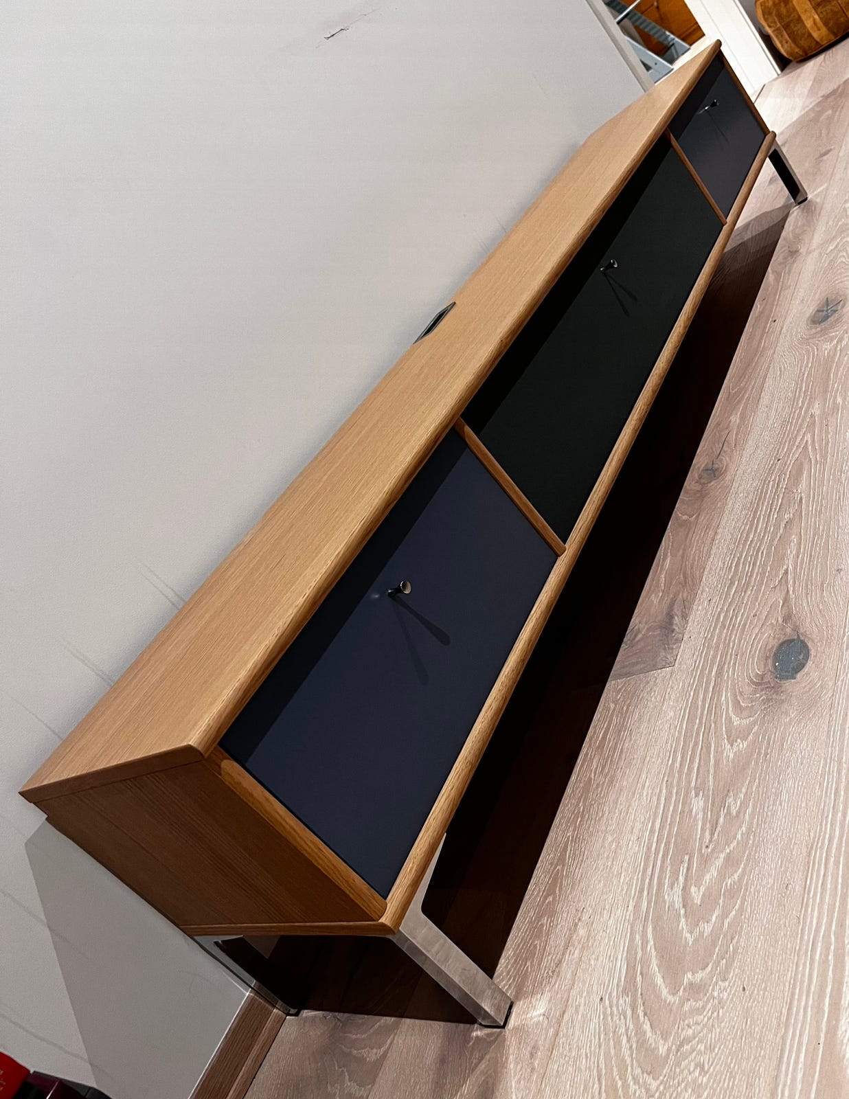 TV-benk, Mistral - dansk design | FINN-torget