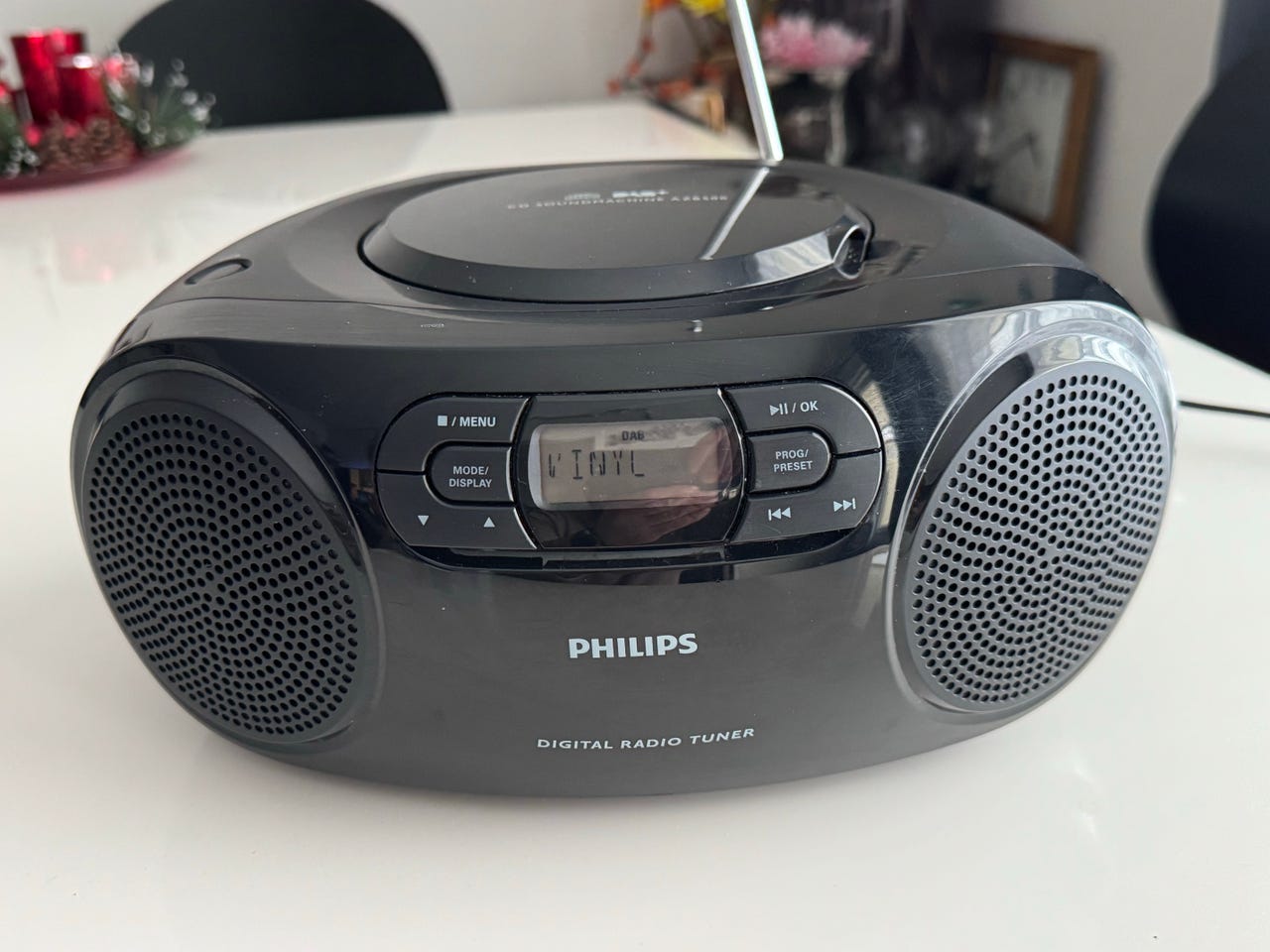 Philips AZB500 boombox – DAB+ / FM / CD / USB – kraftig og pålitelig ...