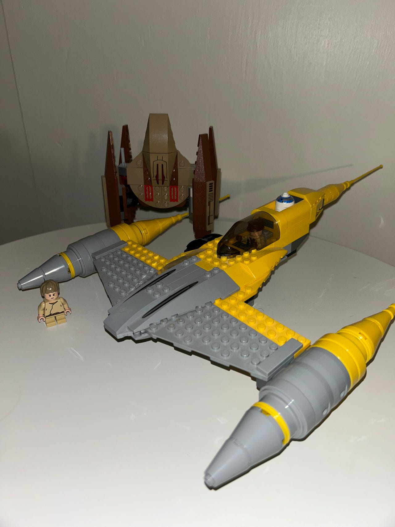 Lego Star Wars - Naboo Starfighter m. Vulture Droid | FINN-torget