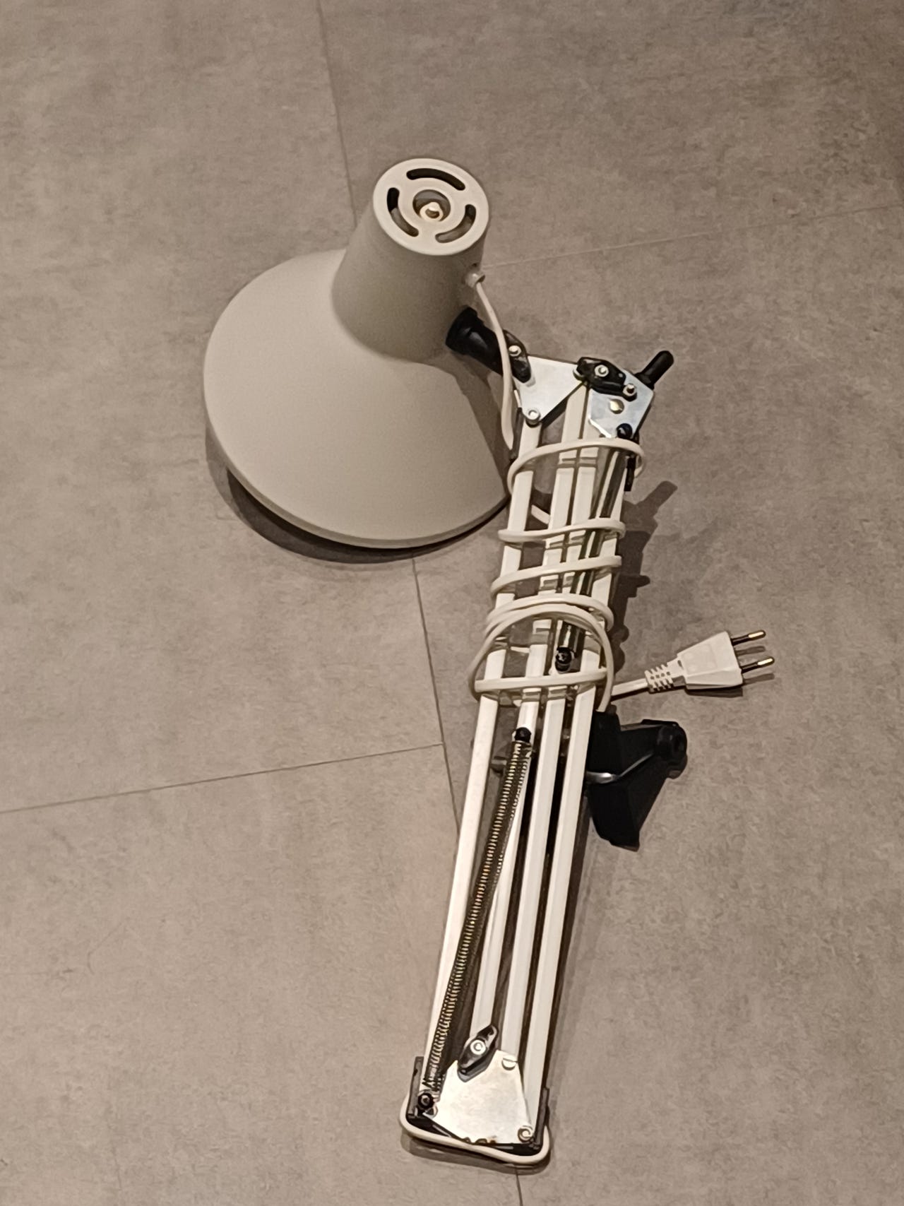 Arkitektlampe ~ Dansk Design | FINN-torget