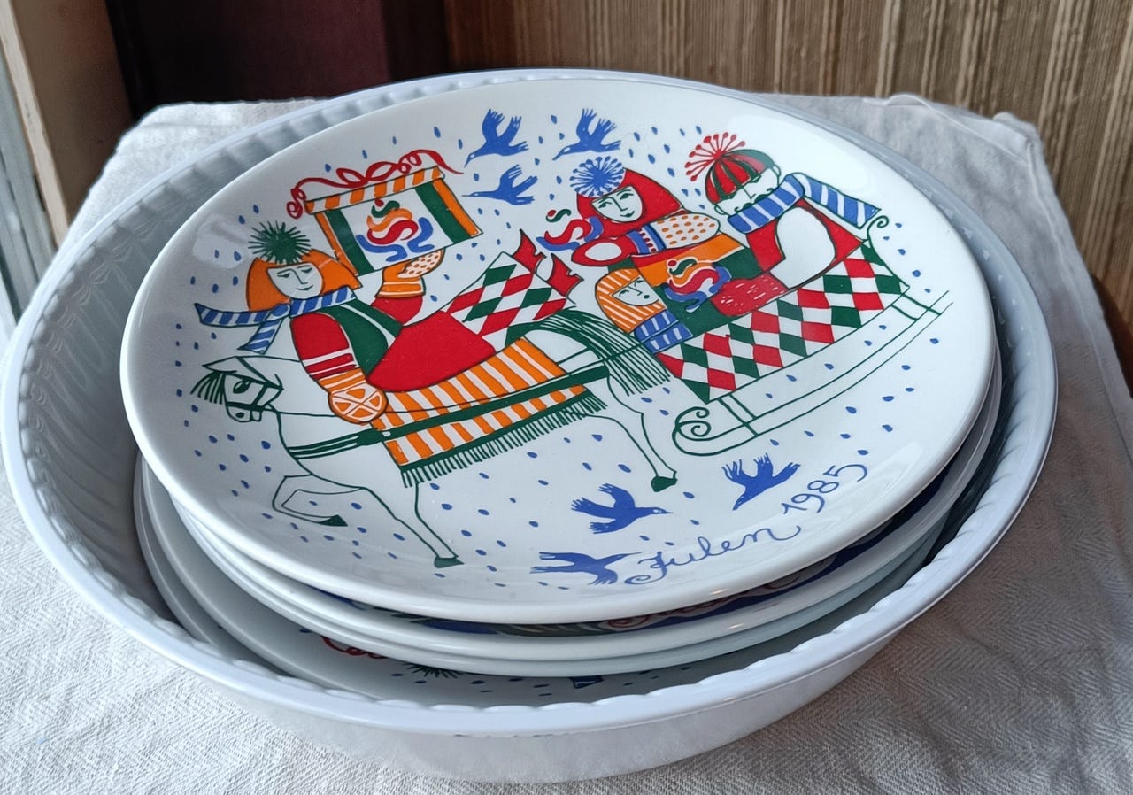 FIGGJO HENNING OLSEN-RETRO JULESERVISE- SEPSRAT ELLER SAMLET- LES ...