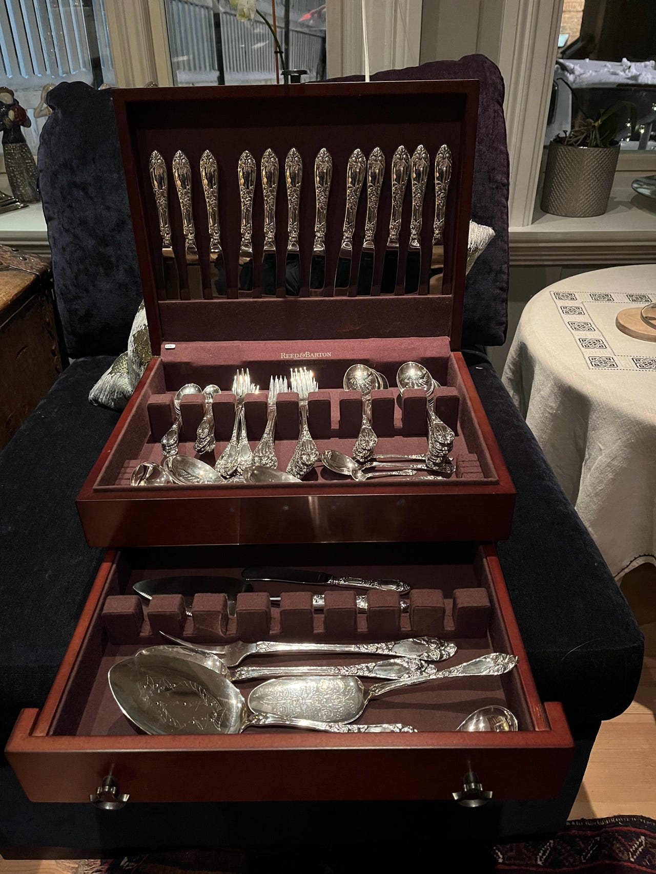 Reed & Barton Bestikksett i sølv med oppbevaringseske | FINN-torget