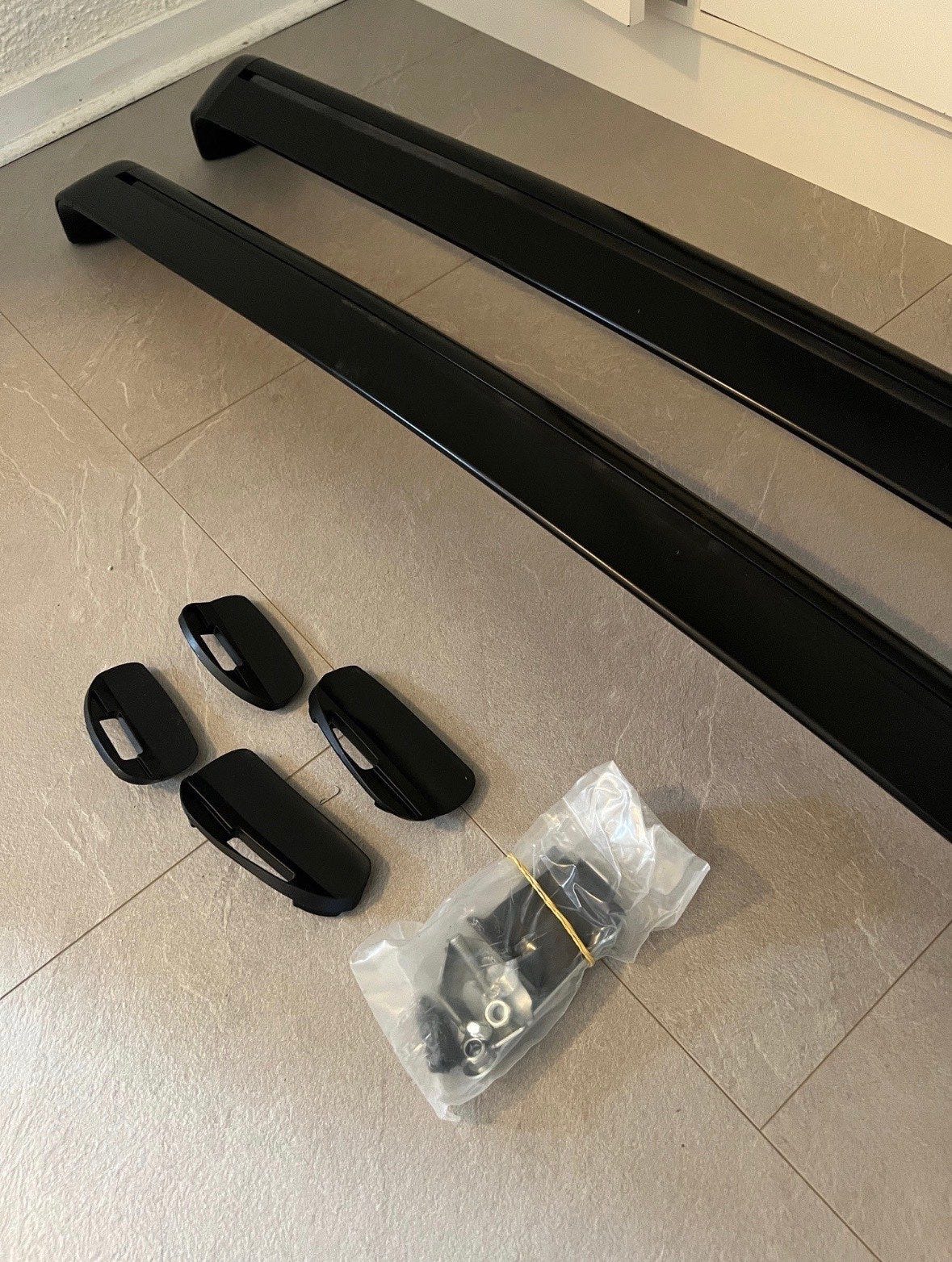 Takstativ roof rack tesla model 3 | FINN-torget