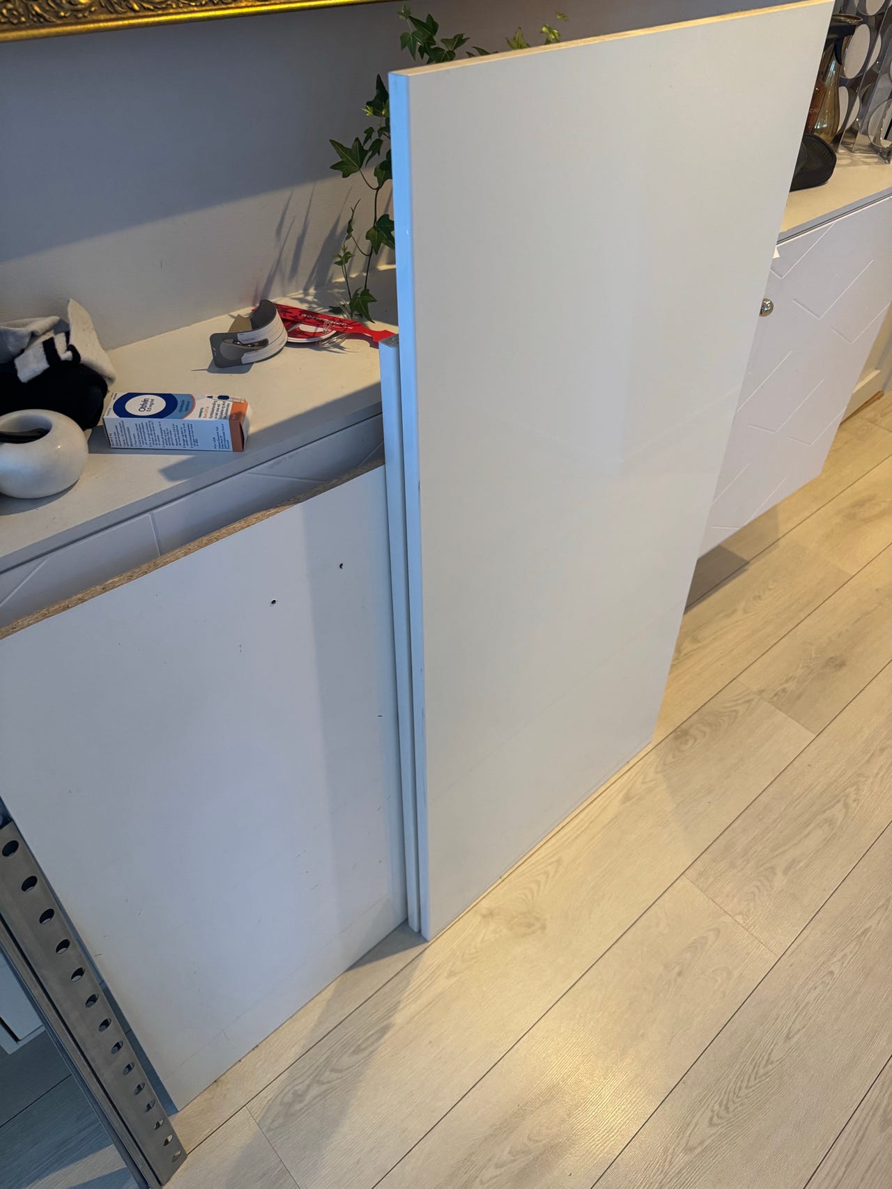 Ikea ringhult høyglans hvit fronter til kjøkken og blankett håndtak gis ...