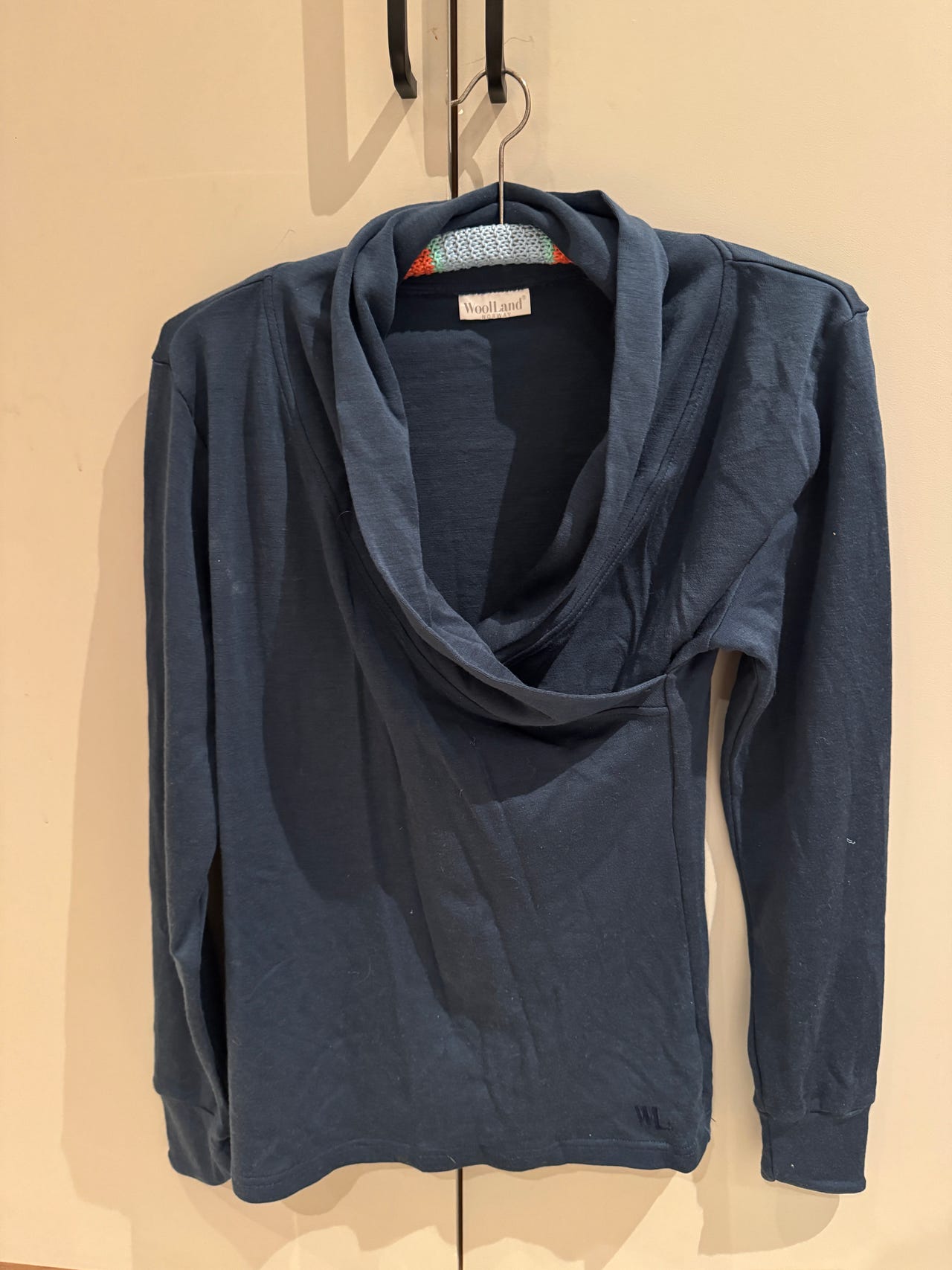 WoolLand Genser Merinoull Blå Dame L (ammegenser) gravidtøy | FINN-torget