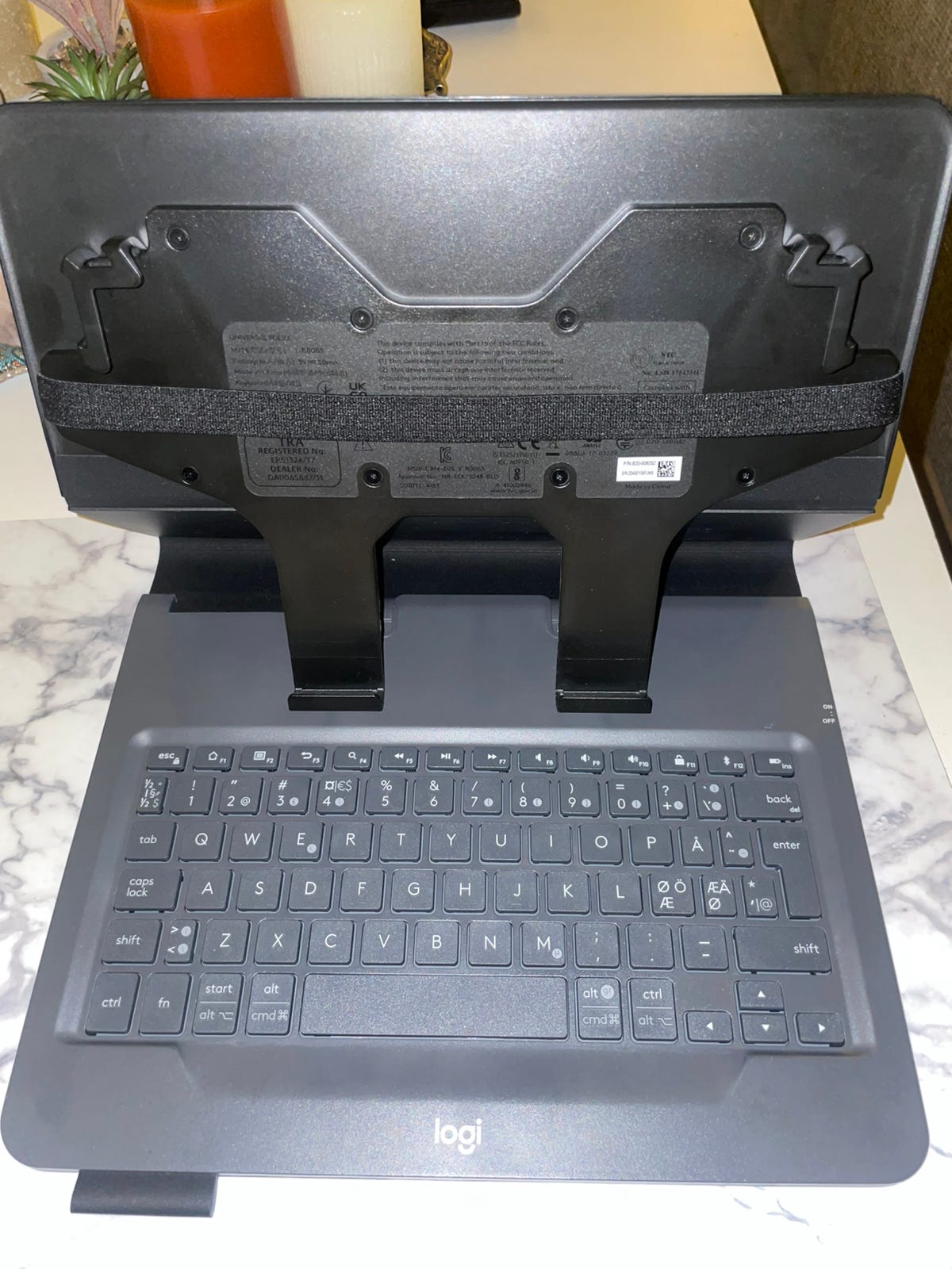 Logitech Universal Folio – Tastaturdeksel for 9-10" nettbrett (ÆØÅ ...