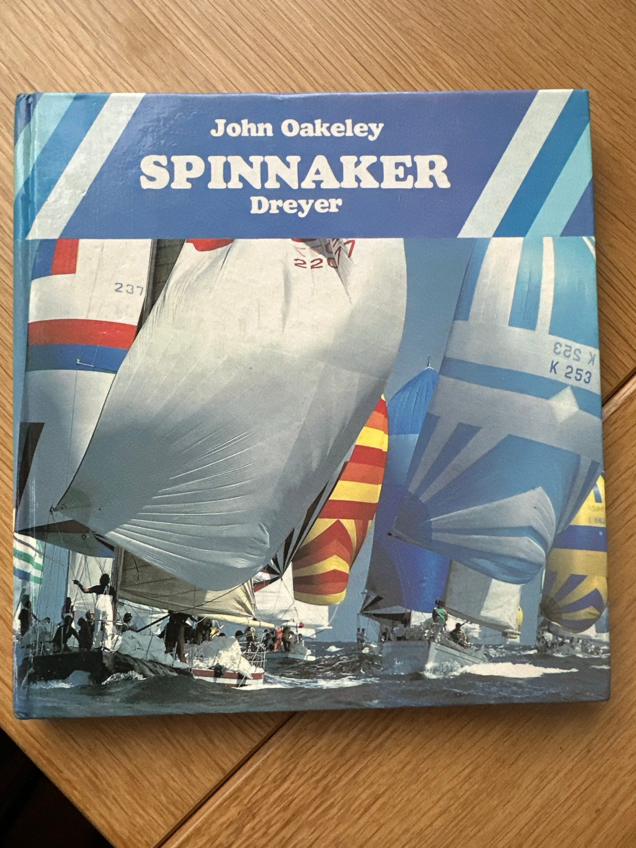 John Oakley Spinnaker Dreyer Bok | FINN-torget