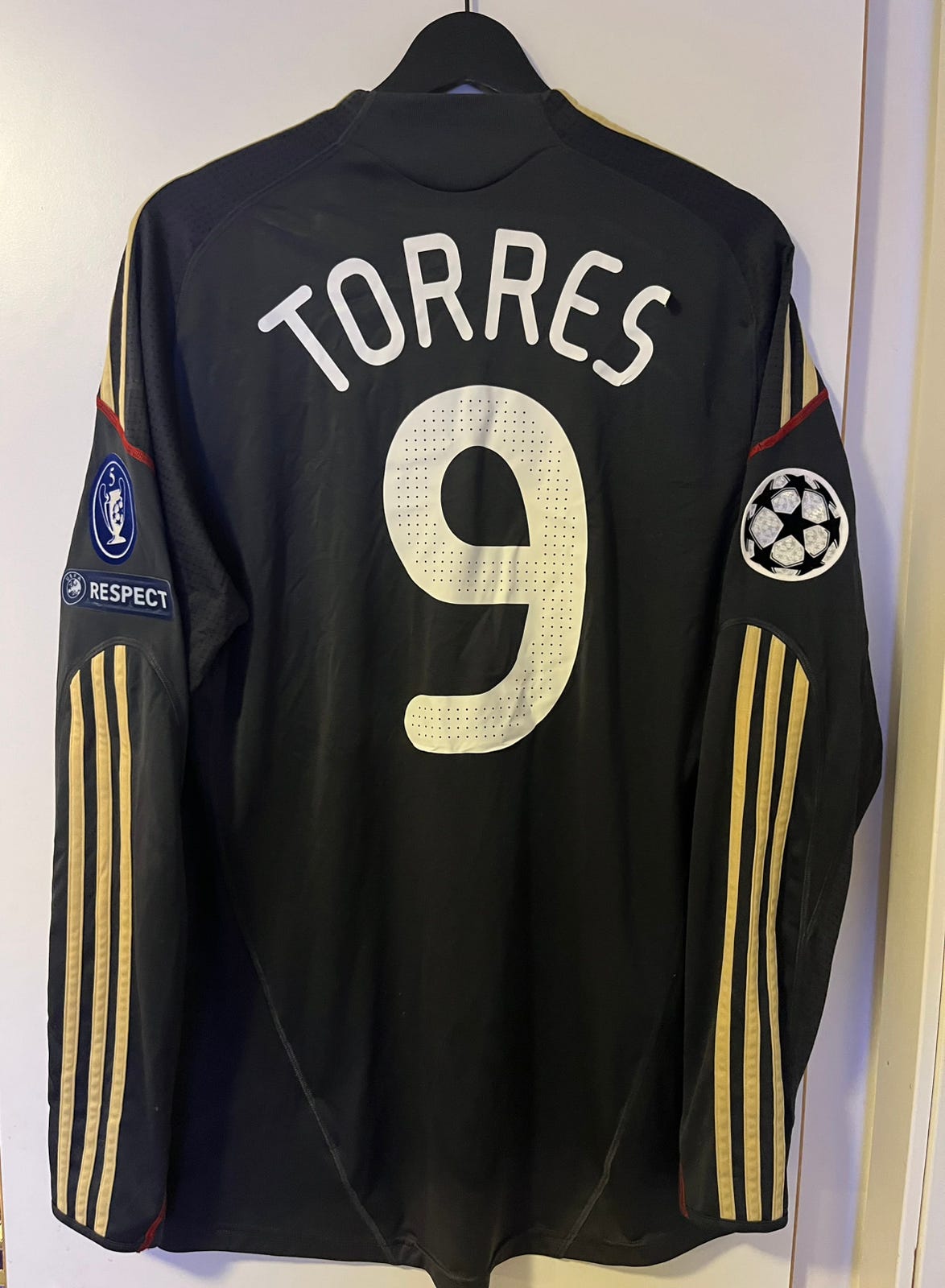 Liverpool 2009/10 bortedrakt - Torres #9 | FINN-torget