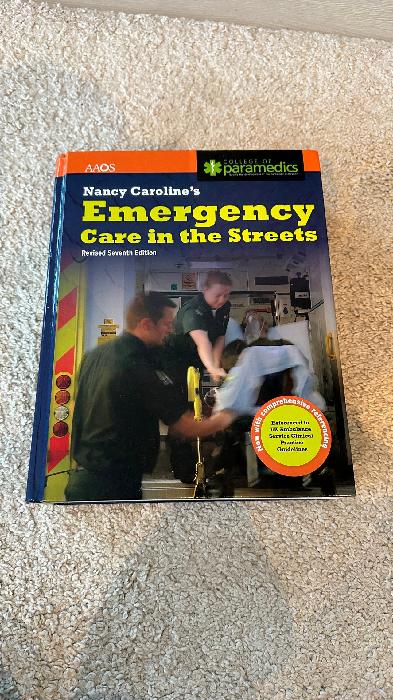 Nancy Caroline's Emergency Care in the Streets lærebok i helse og ...