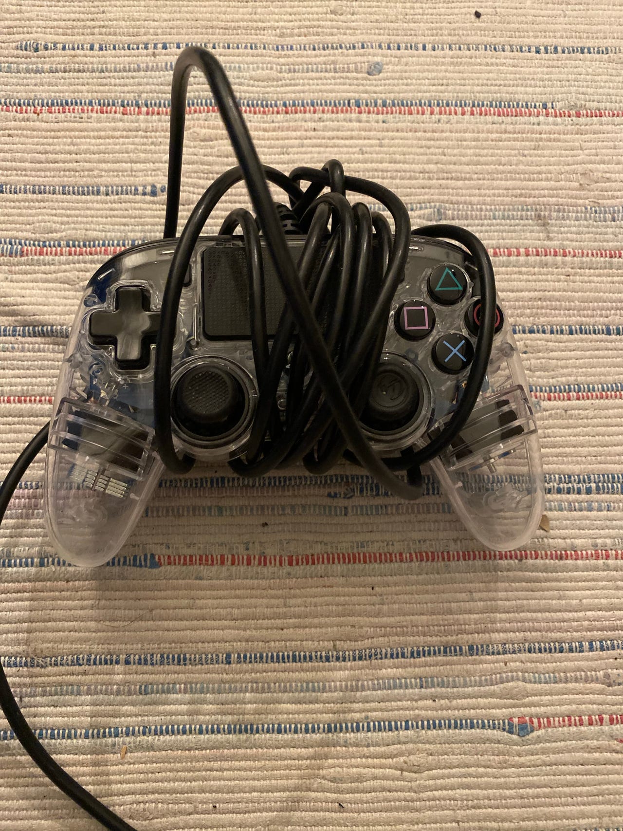 Nacon Wired Controller PS4 gjennomsiktig | FINN-torget