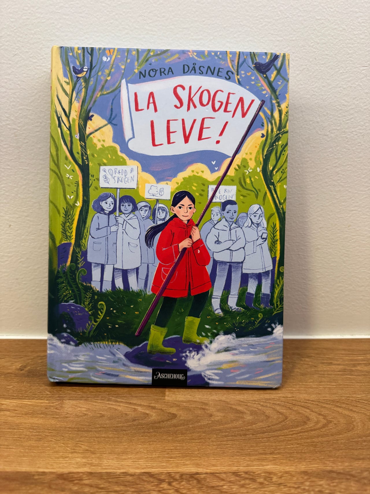 Nora Dåsnes - La skogen leve! | FINN-torget