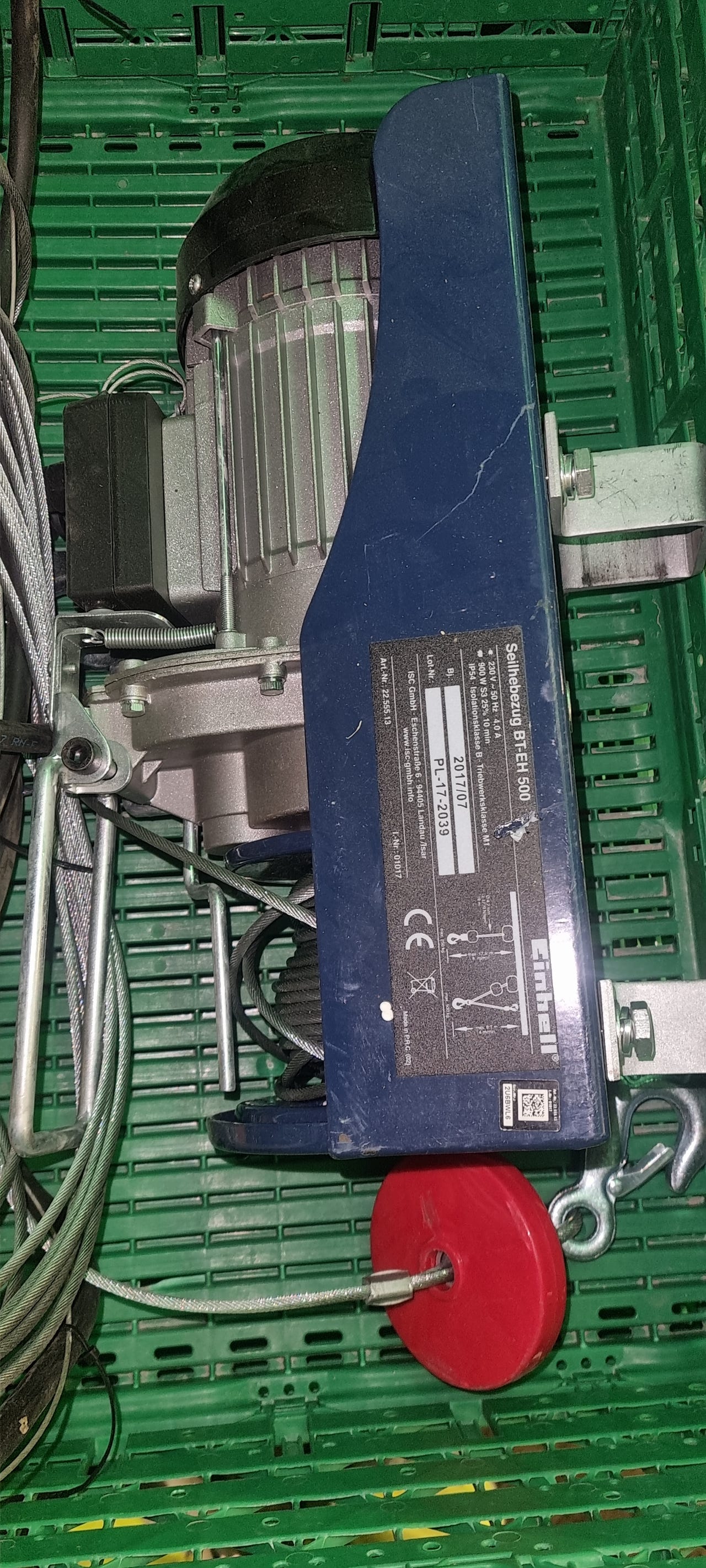 Elektrisk Vinsj 250/500kg 12/6m vaier | FINN-torget