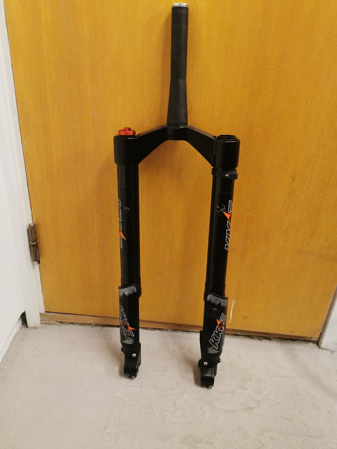 Fatbike demper gaffel til salgs | FINN-torget