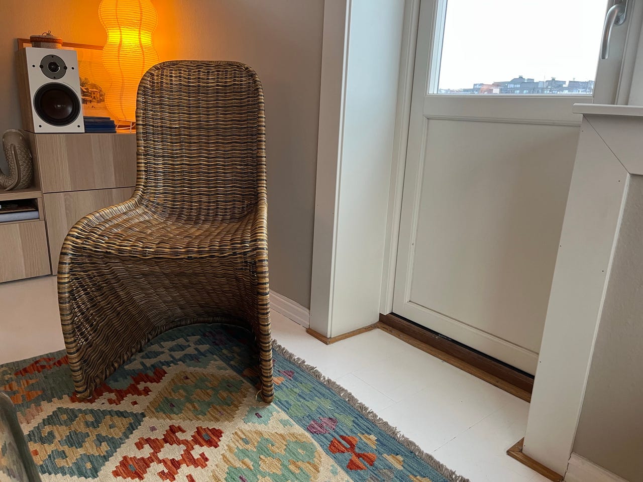 Rotting stol i Verner Panton-stil – skulpturell design | FINN-torget