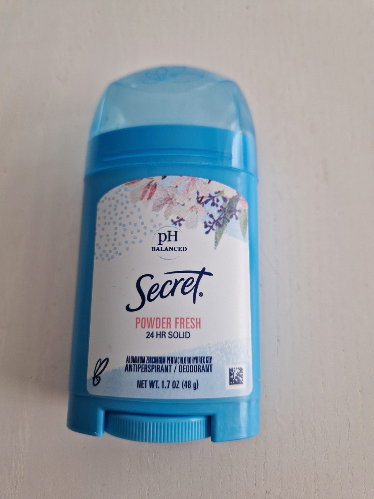 Secret powder fresh antiperspirant deodorant. 24 HR solid stick. | FINN ...