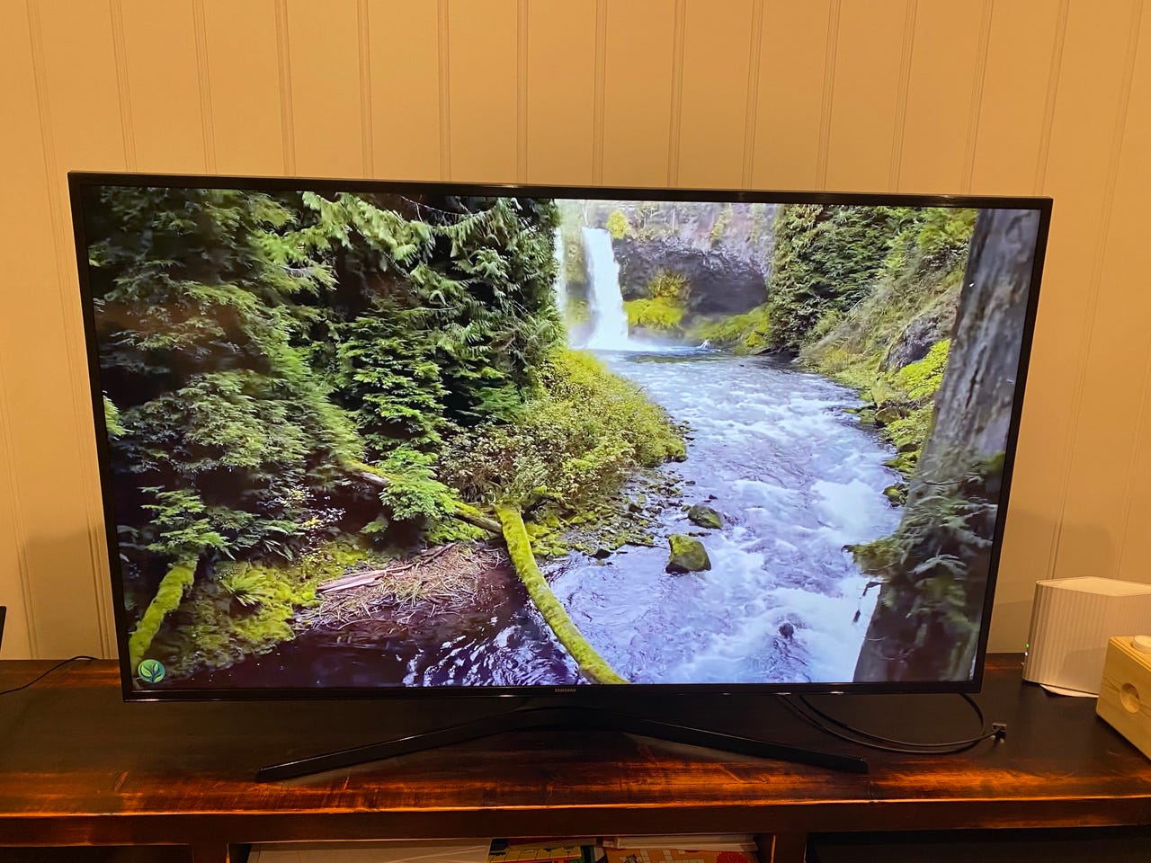 Samsung UE55KU6075UXXE – 55″ 4K Ultra HD Smart TV | FINN-torget