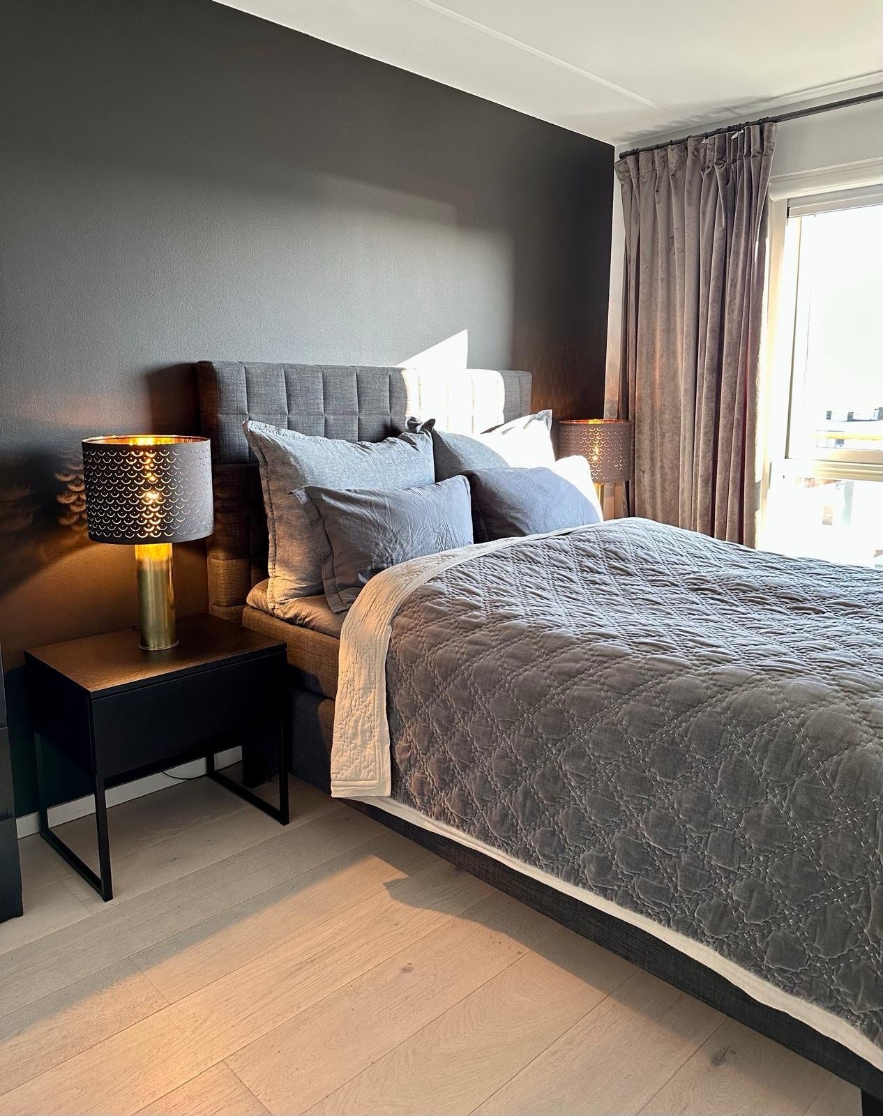 Wonderland seng 150 med flott gavl | FINN-torget