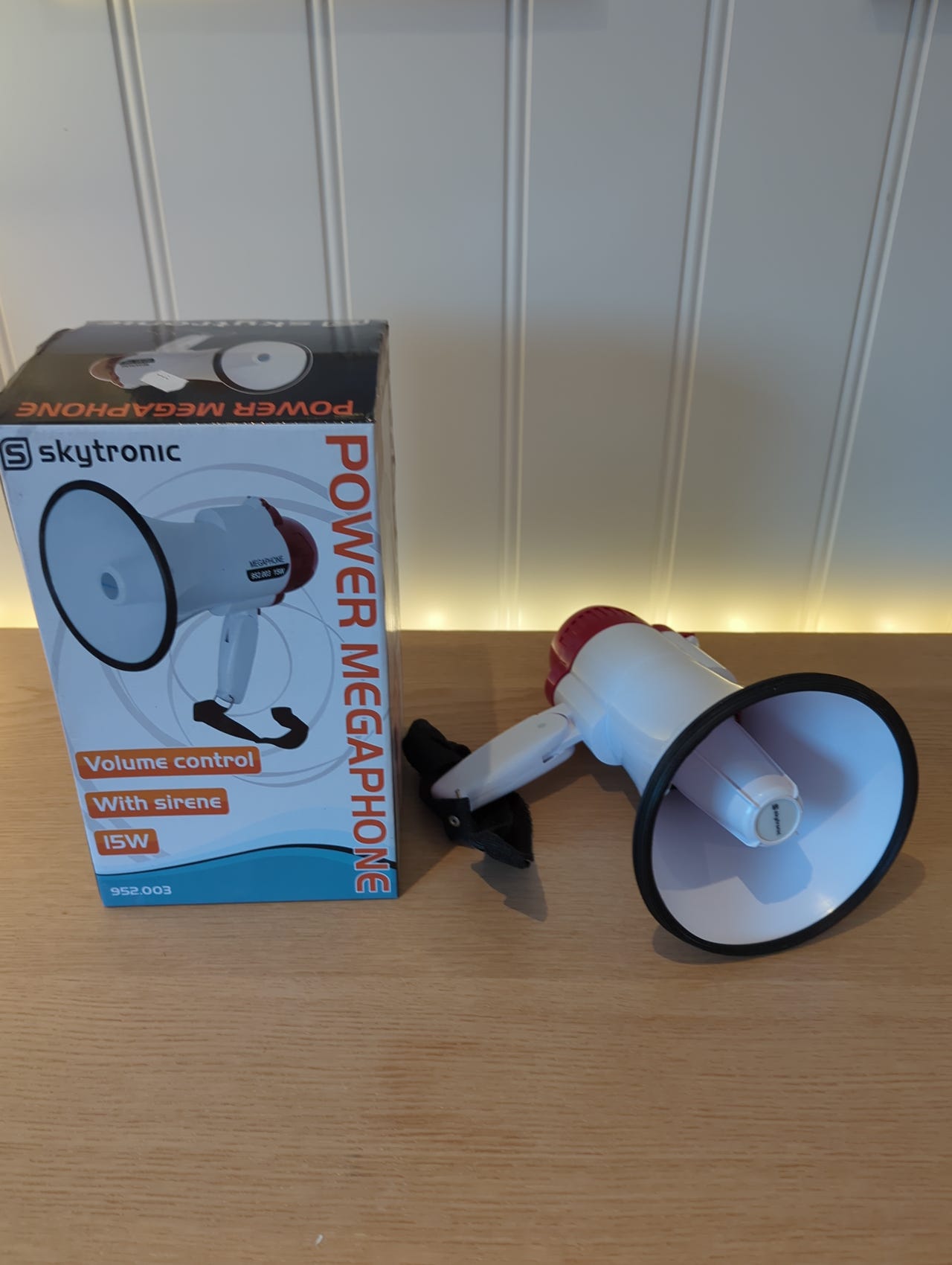 Megafon - perfekt for sports eventer, skoler eller barnebursdager ...