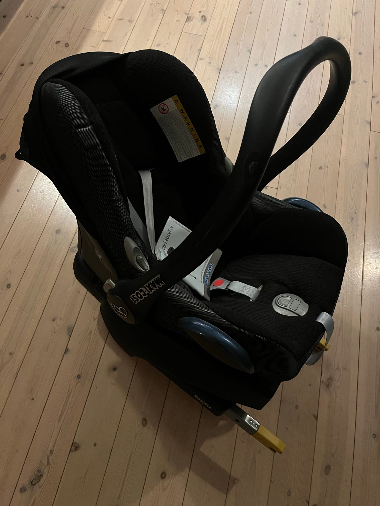 Maxi-Cosi EasyFix Bilsete, inkl. base. | FINN-torget