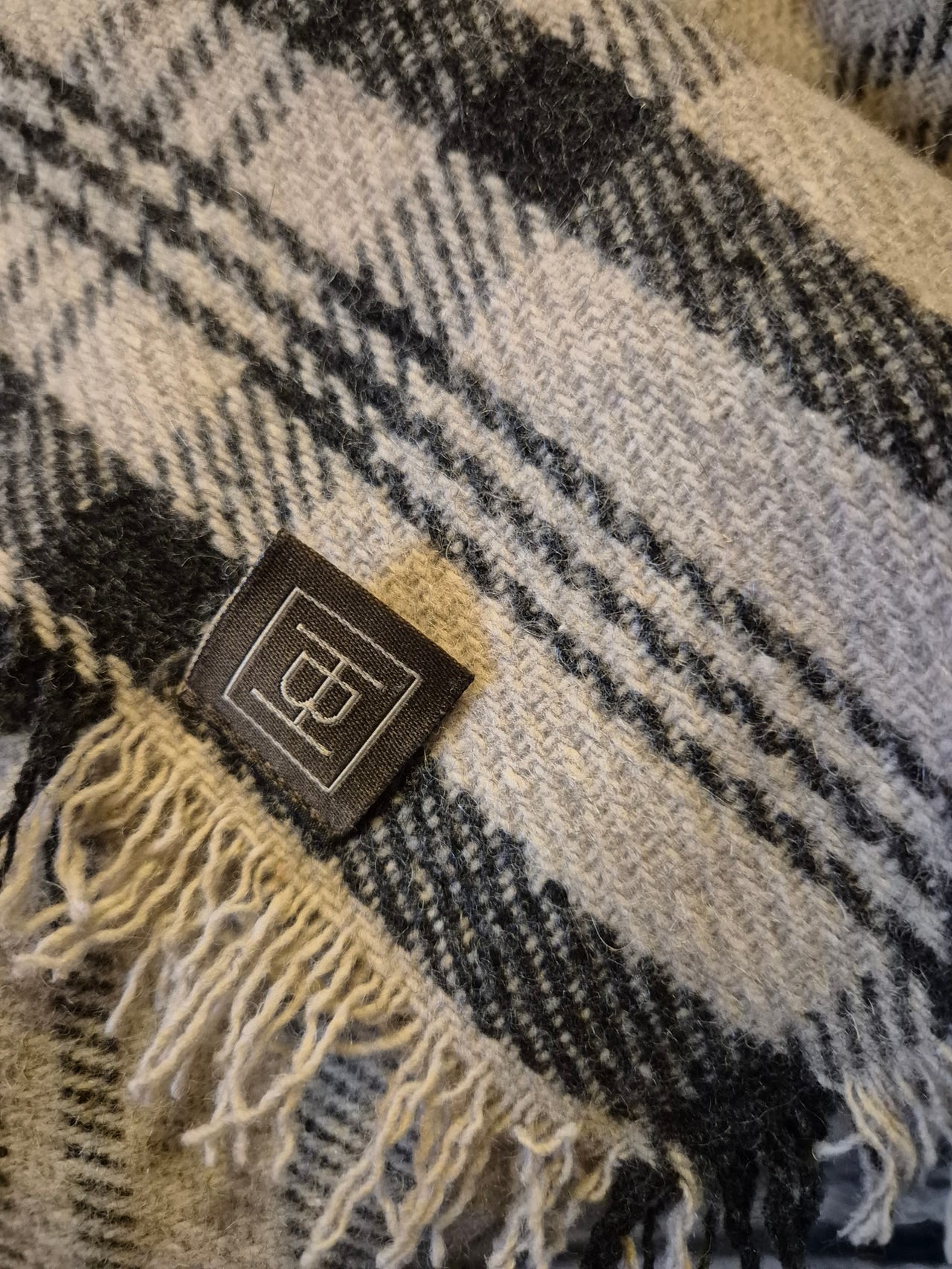 Halvor Bakke: Rutemønstret pledd | FINN-torget