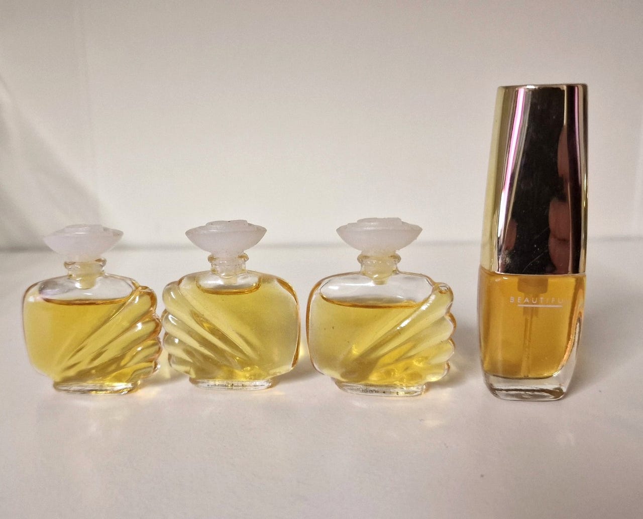 Lot Estee Lauder - Beautiful - Mini Parfymer - Parfum | FINN-torget