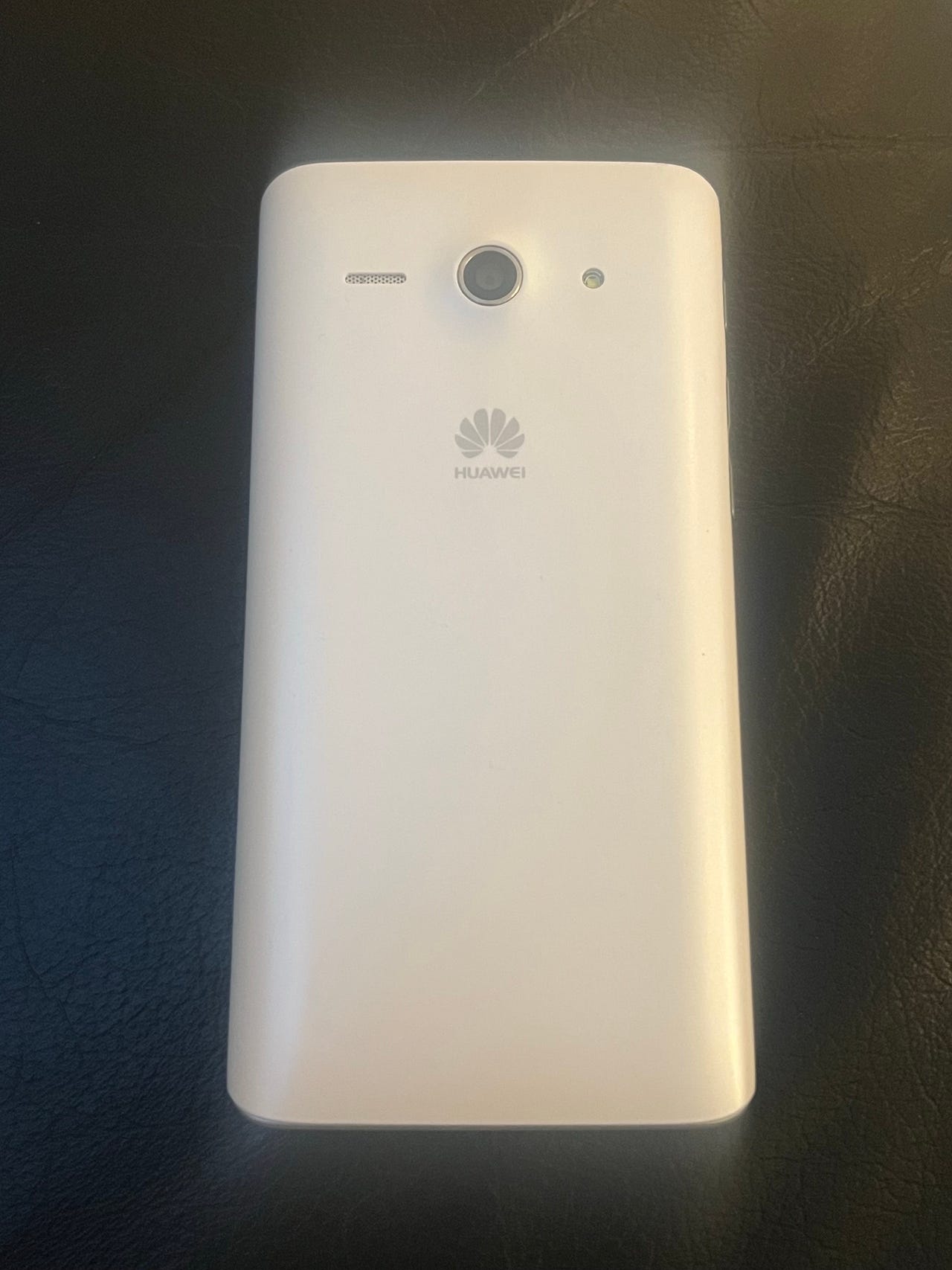Huawei modell Y 530 Se bilder og lese beskrivelse 600 kr ferdig prute ...