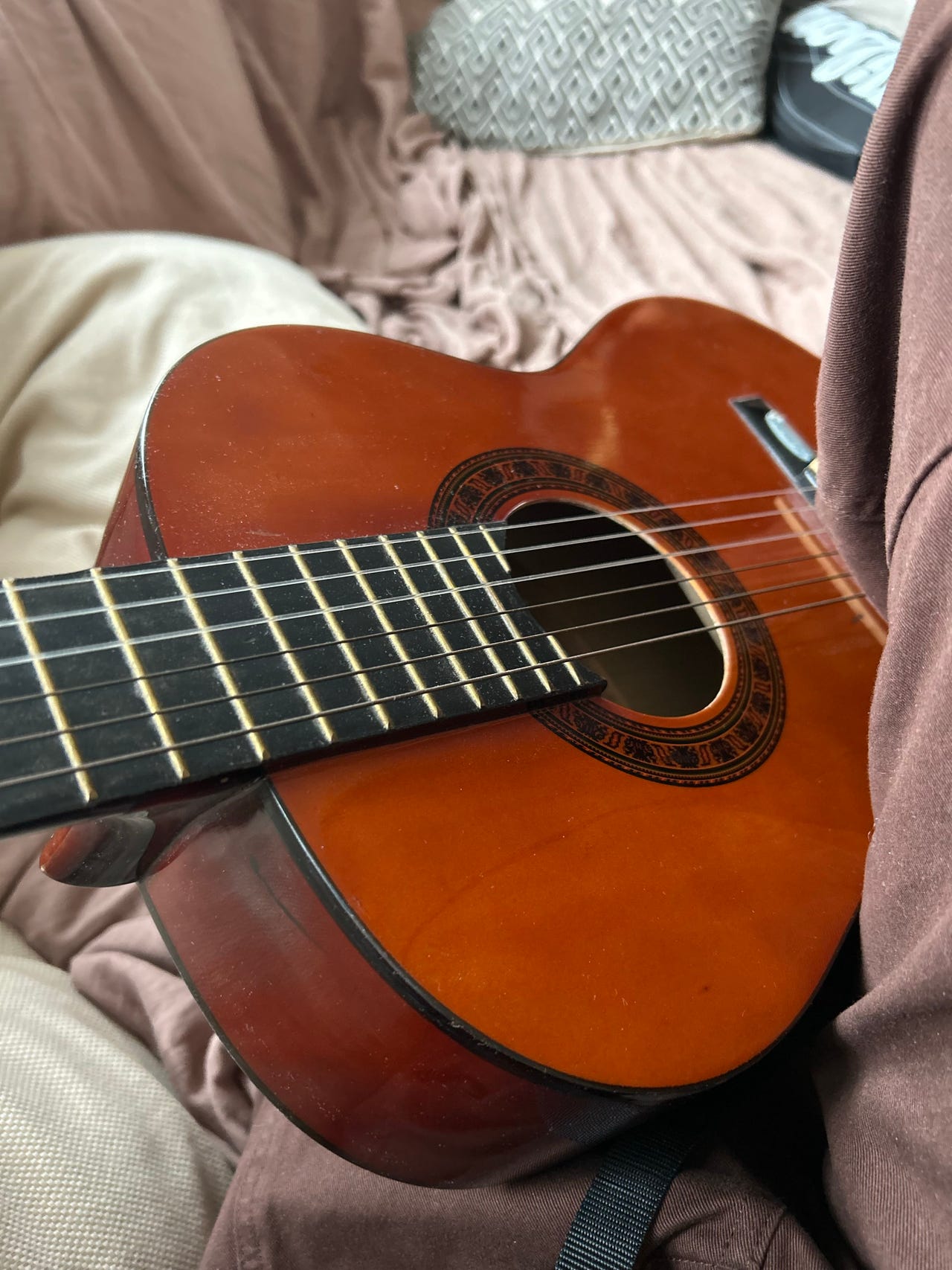 Valencia Akustisk gitar | FINN-torget