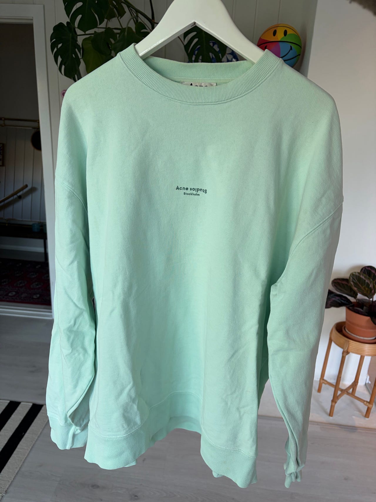 Acne Studios Genser | FINN-torget