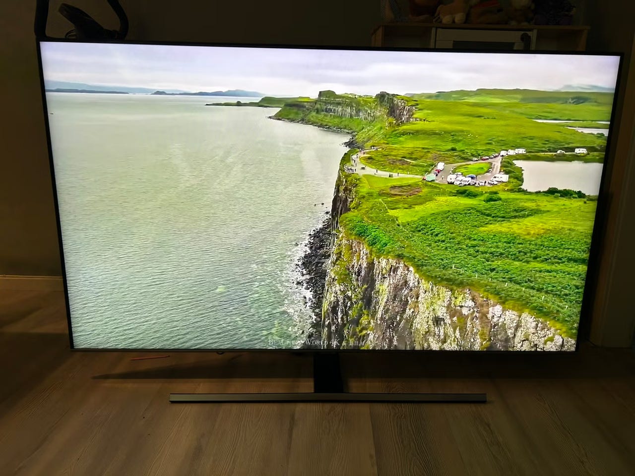 Samsung QLED 65 Inch 4K HDR UHD Smart TV (2021) | FINN-torget