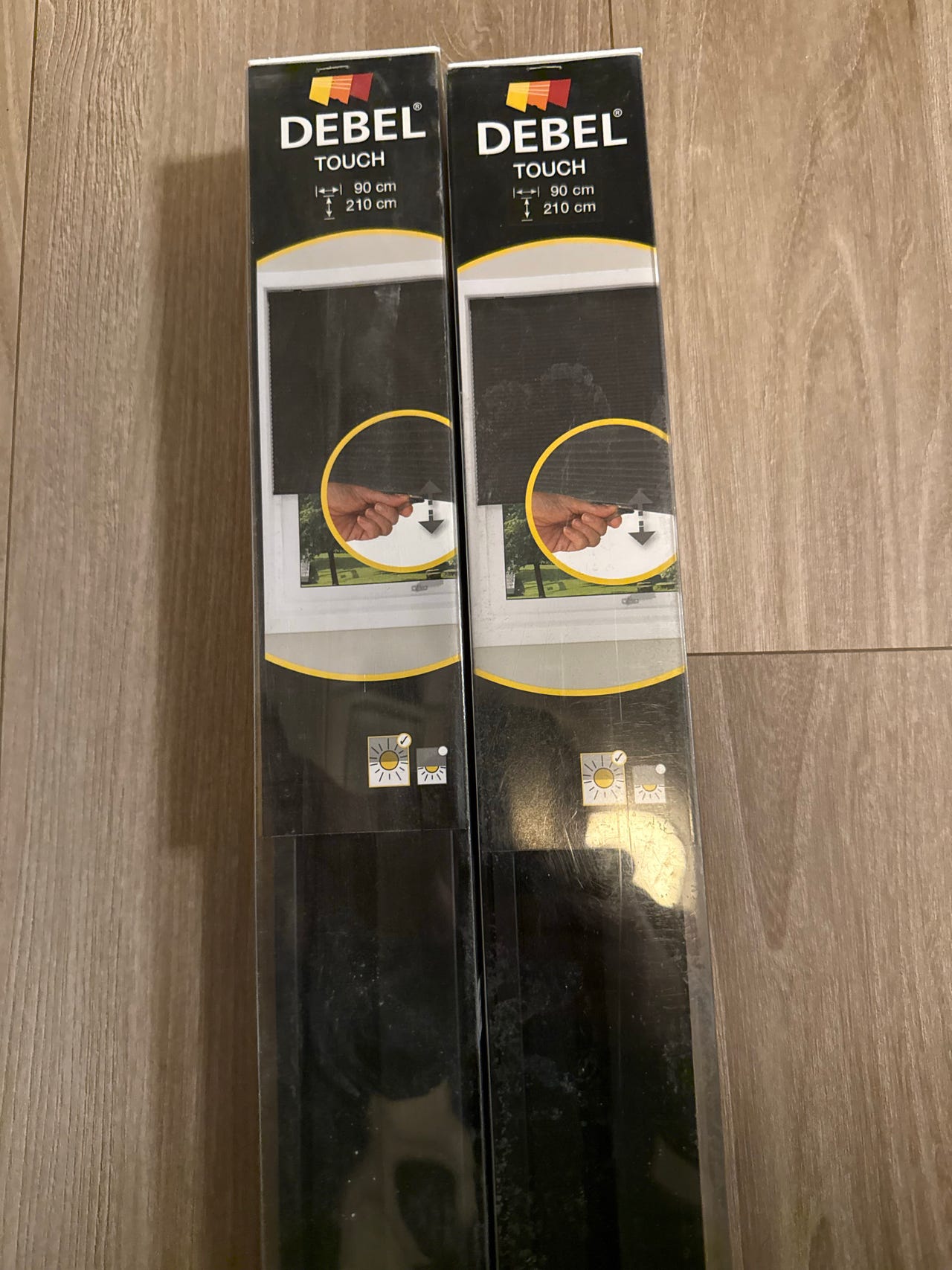 DEBEL TOUCH 90/210 sort lyddemping plisse | FINN-torget