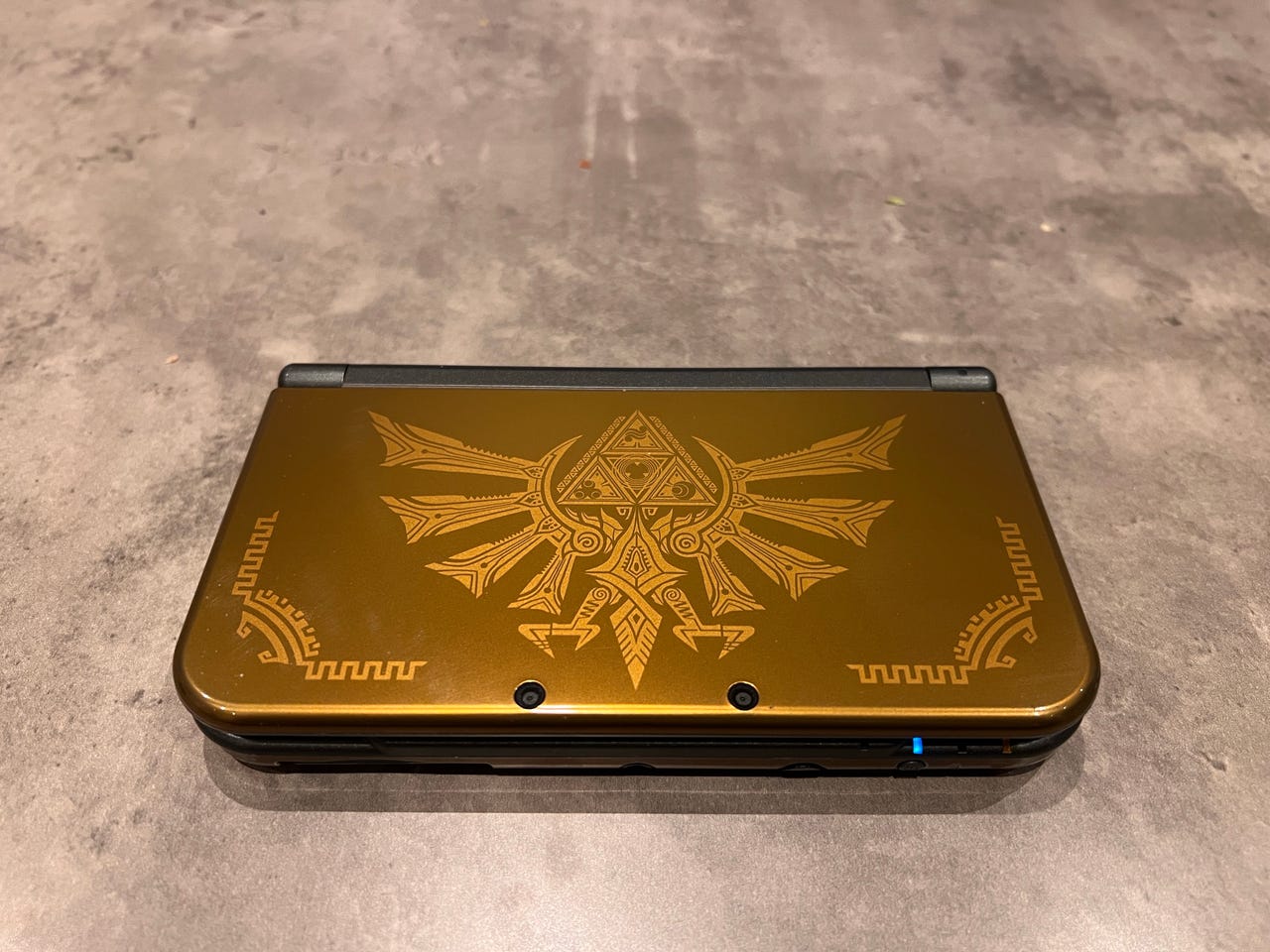 New Nintendo 3DS XL Hyrule edition | FINN-torget