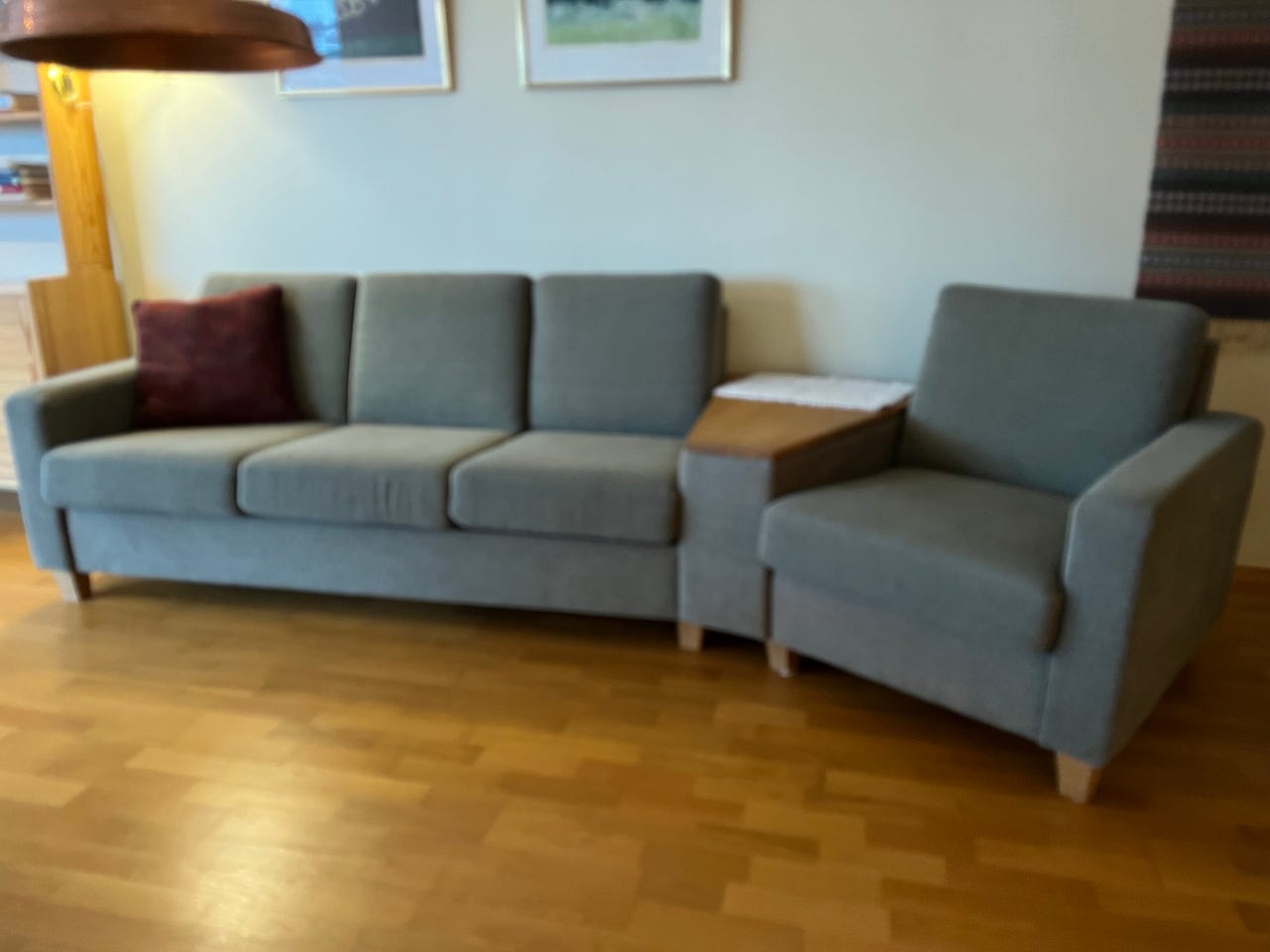 Hjørnesofa/buet sofa 4 seter | FINN-torget