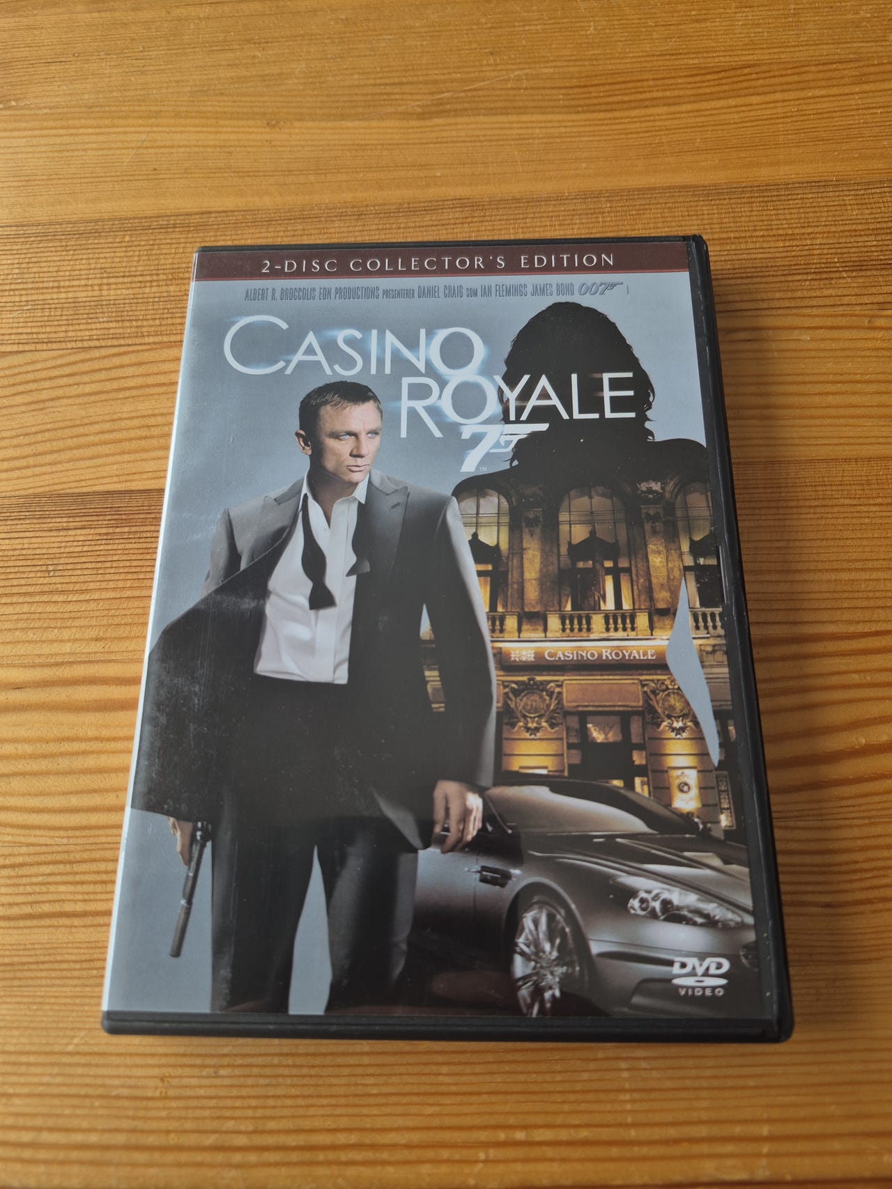 Casino Royale DVD 2-disc collector's edition | FINN-torget