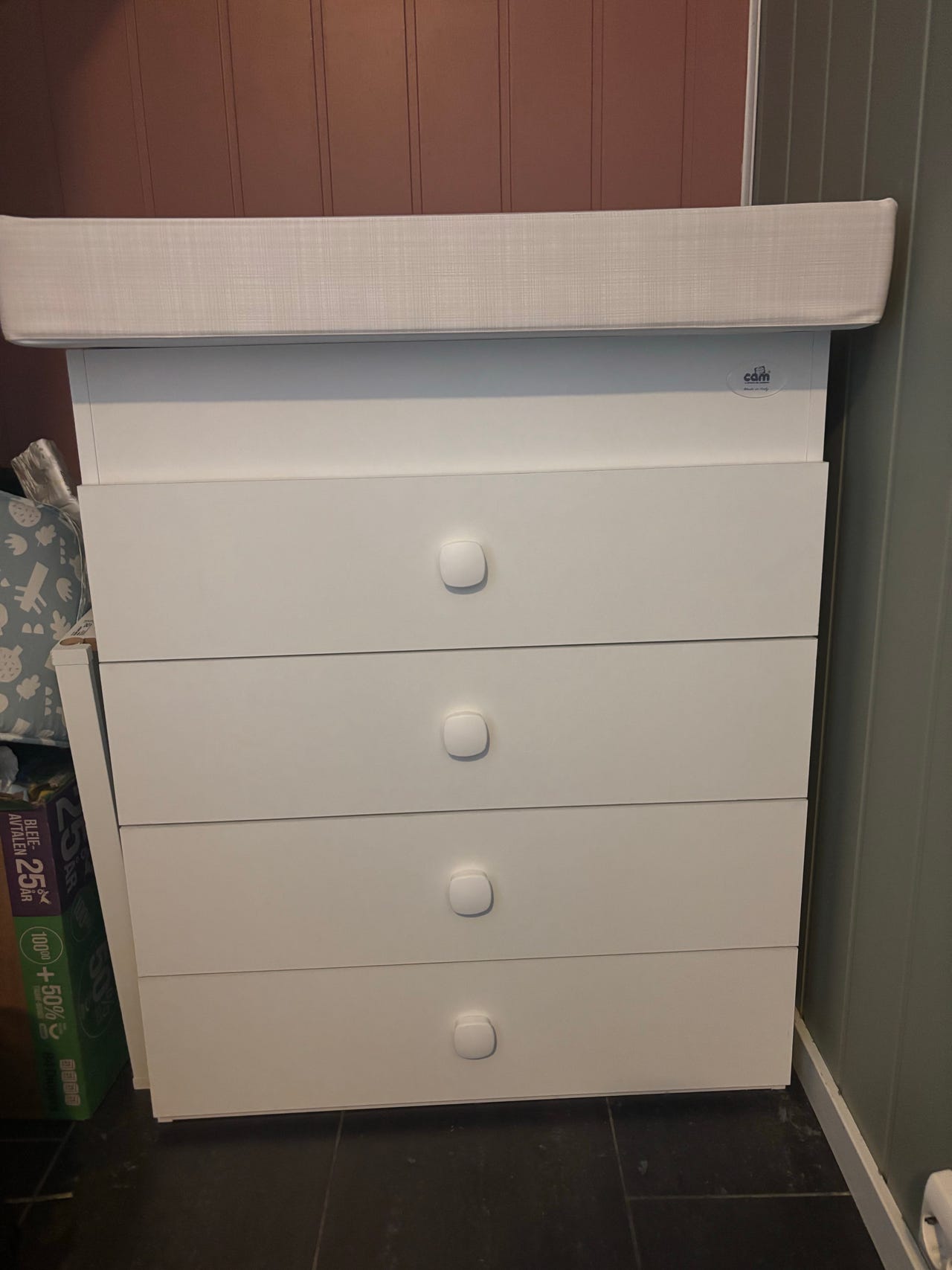 CAM stellekommode / stellebenk – svært fin stand, badebalje følger med ...