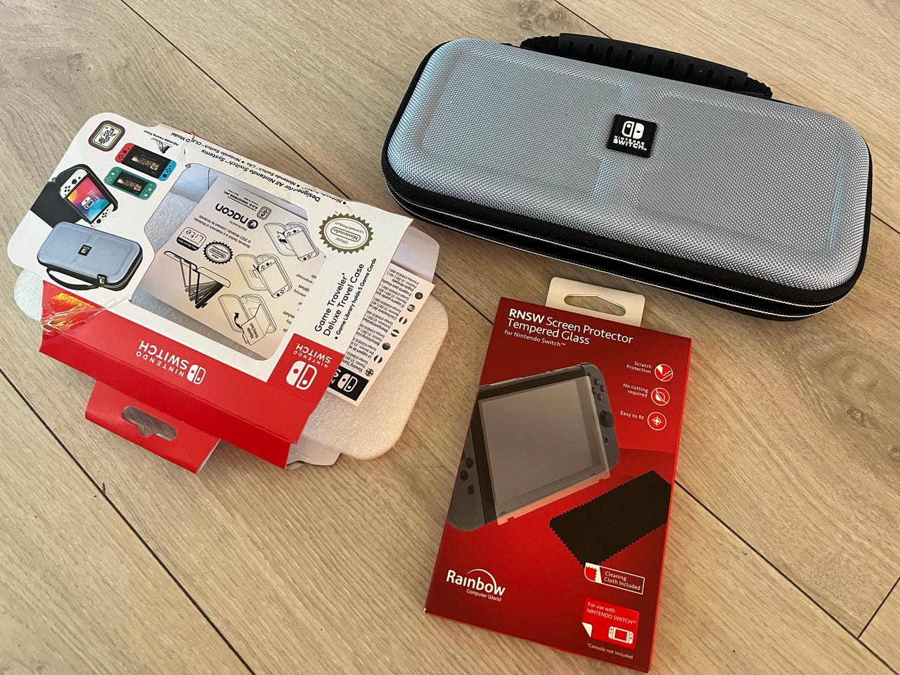 Rainbow Nintendo Switch Beskyttelsesetui og Herdet Glass ...